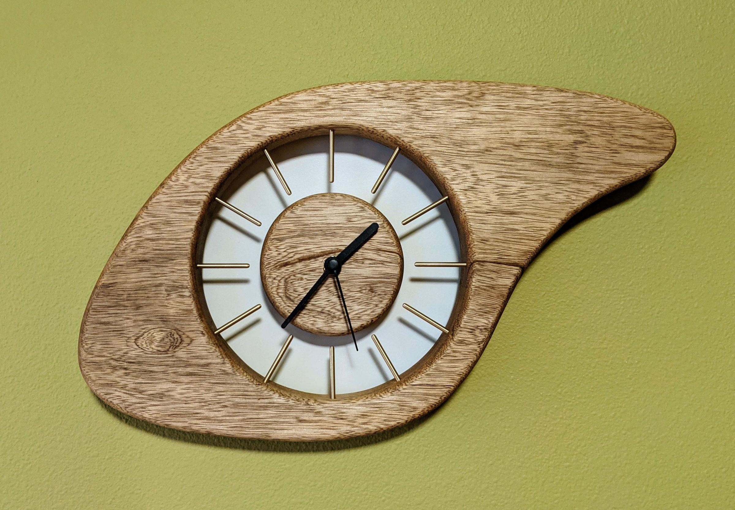 MCM Clock : 8 Steps (with Pictures) - Instructables