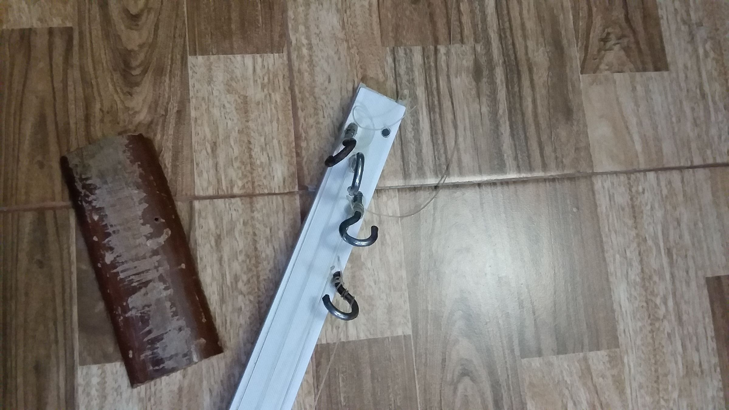 Make Guitar From Shoebox : 4 Steps - Instructables