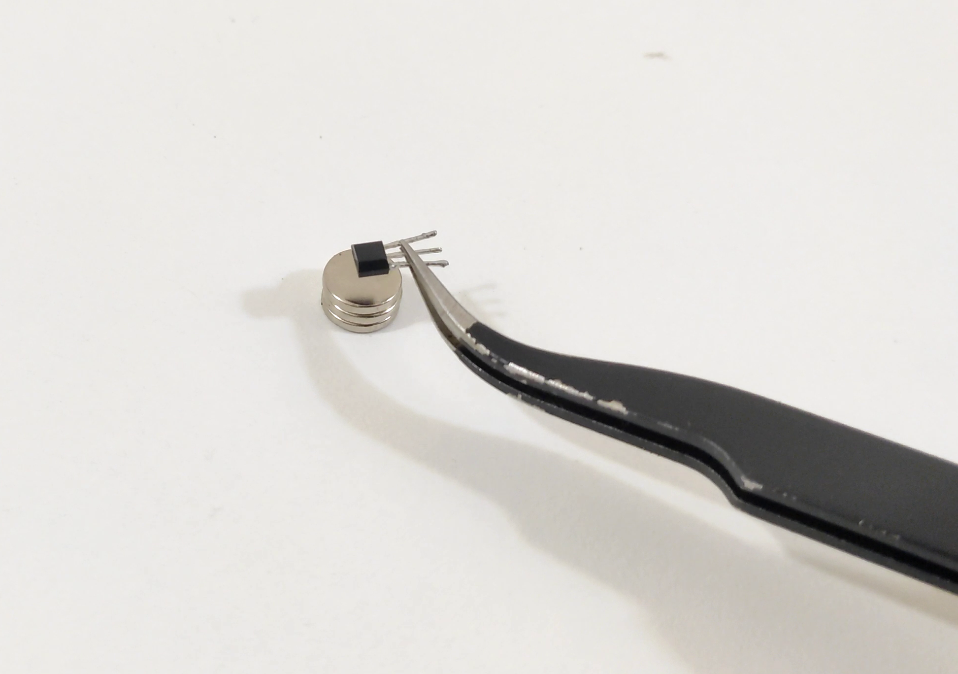 ESP-32 Based BLE Mouse With Magnetic Mouse Pad : 17 Steps (with ...