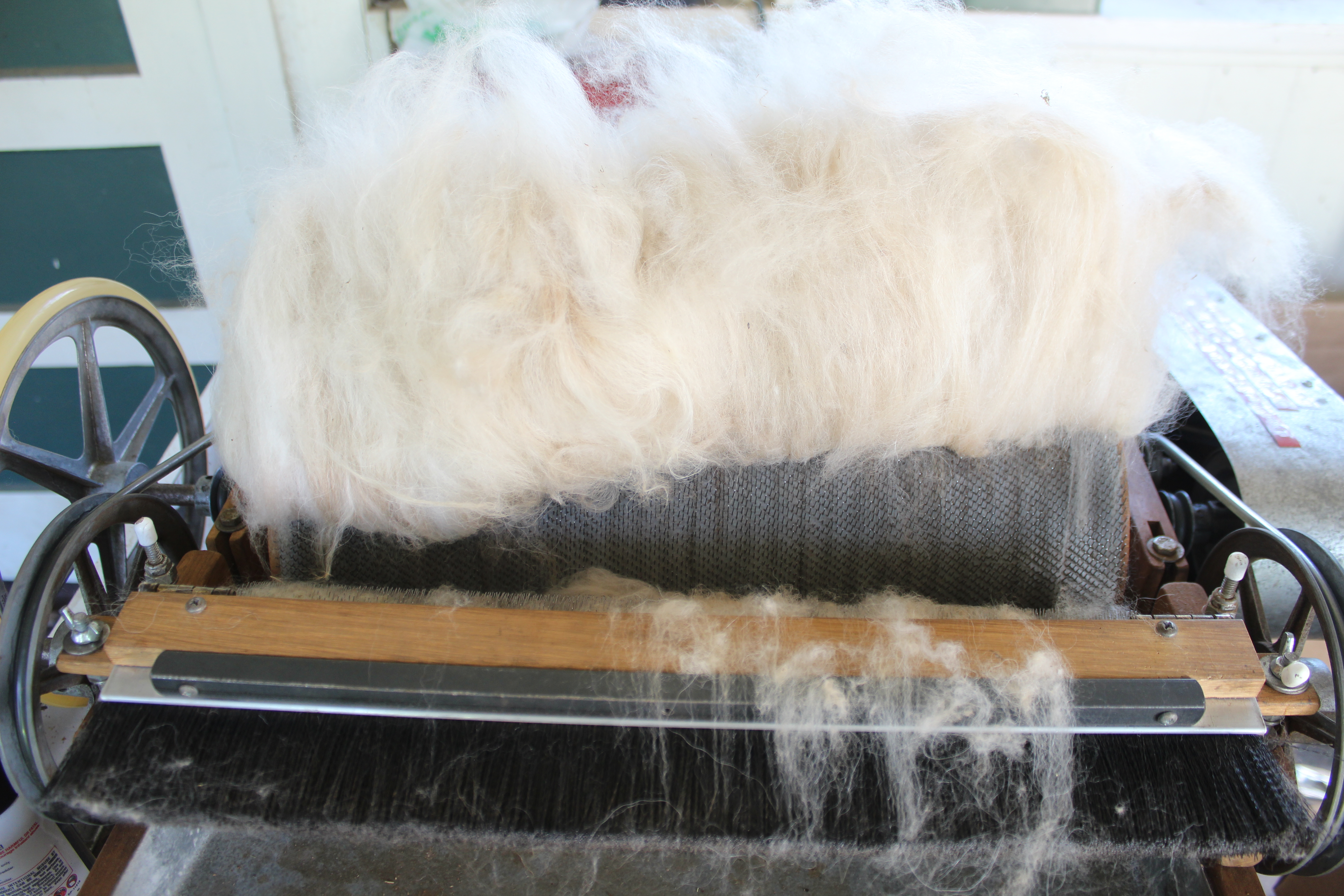 Carding Fiber : 6 Steps (with Pictures) - Instructables