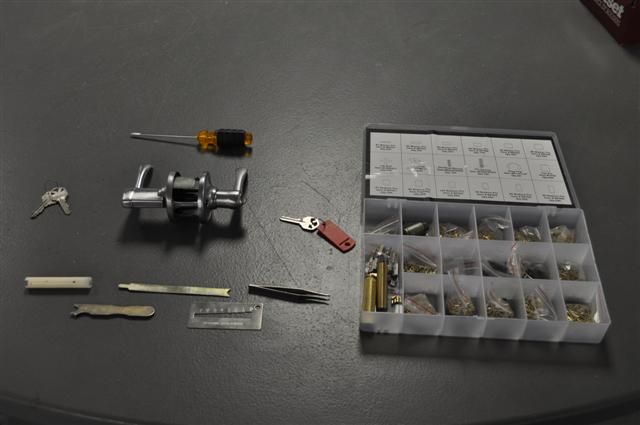 How to Re-Pin a Lock With Original Key : 5 Steps (with Pictures ...