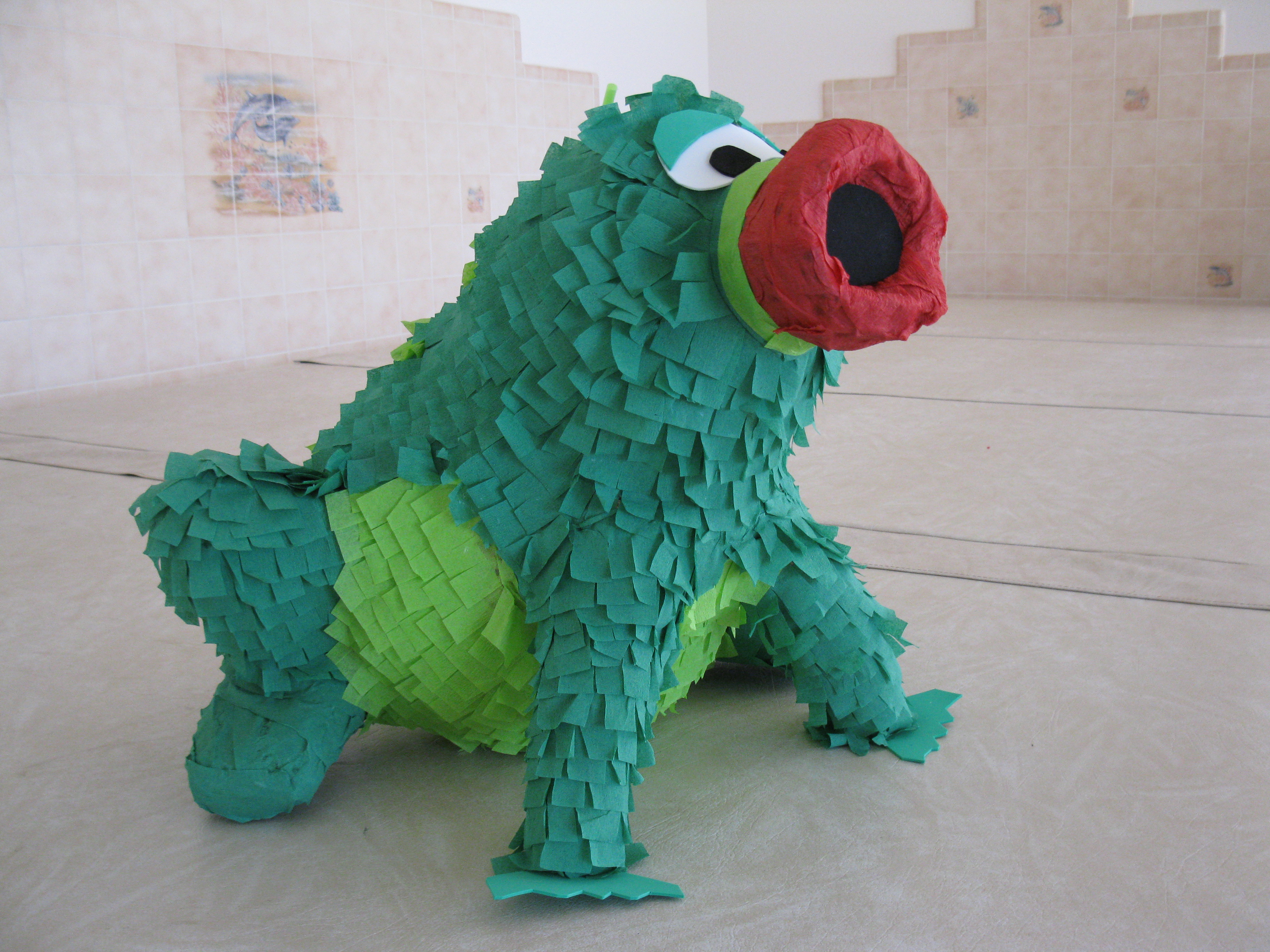 How to Make Custom Pinatas : 8 Steps (with Pictures) - Instructables