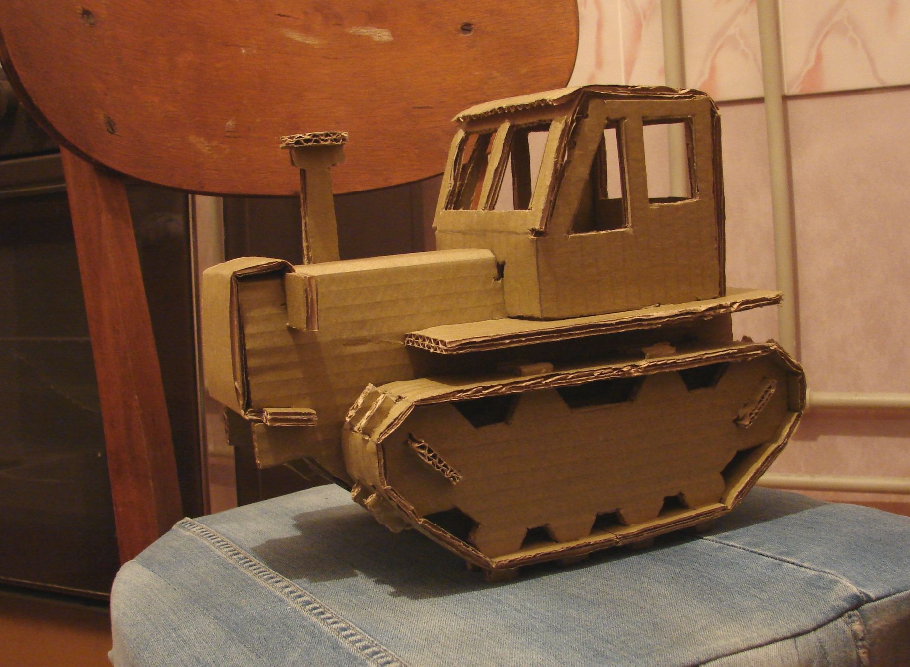 Tractor-cardboarder : 16 Steps (with Pictures) - Instructables