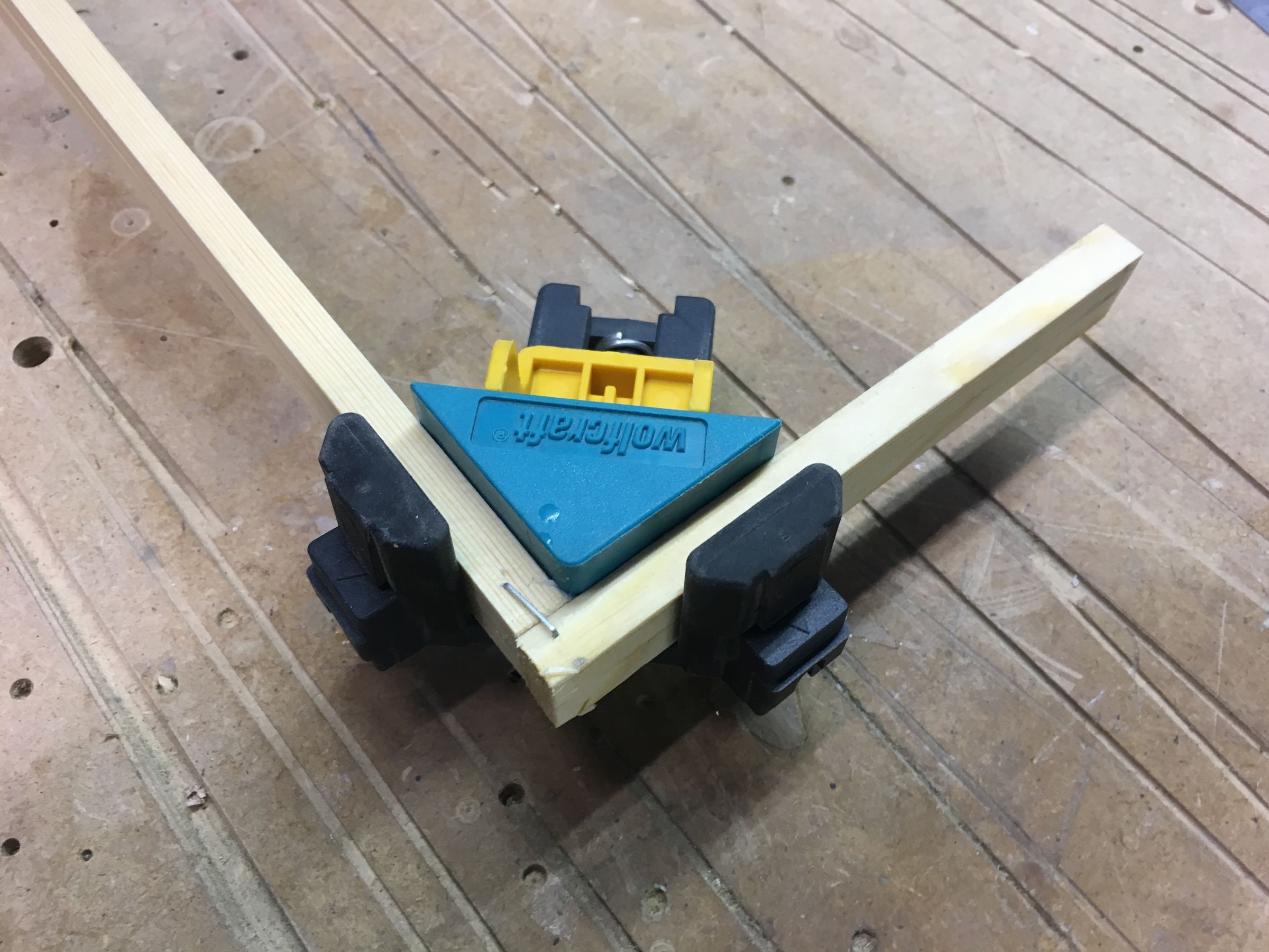 Ceiling Light With Pattern : 4 Steps (with Pictures) - Instructables