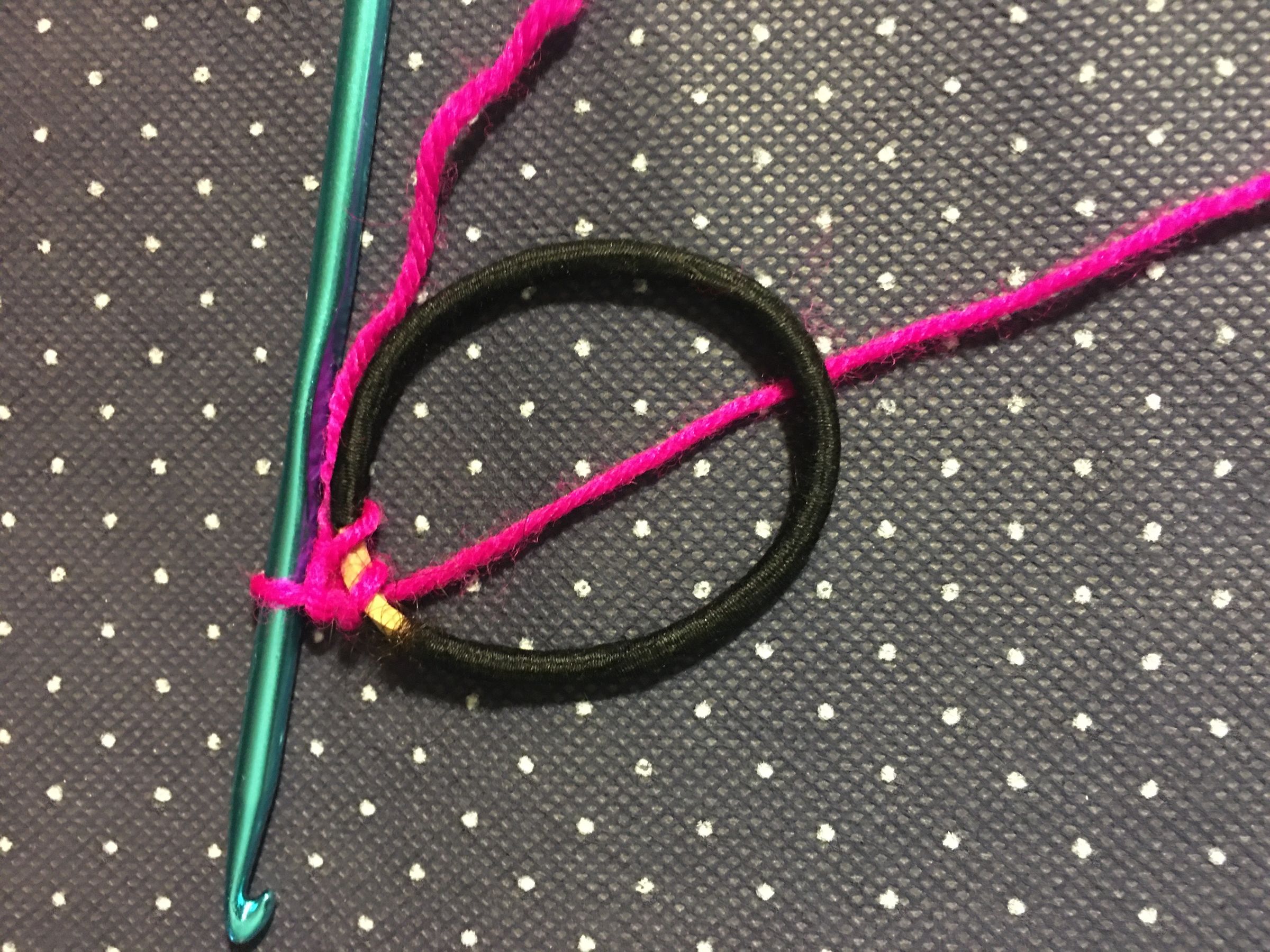 Crotchet Scrunchy : 4 Steps - Instructables