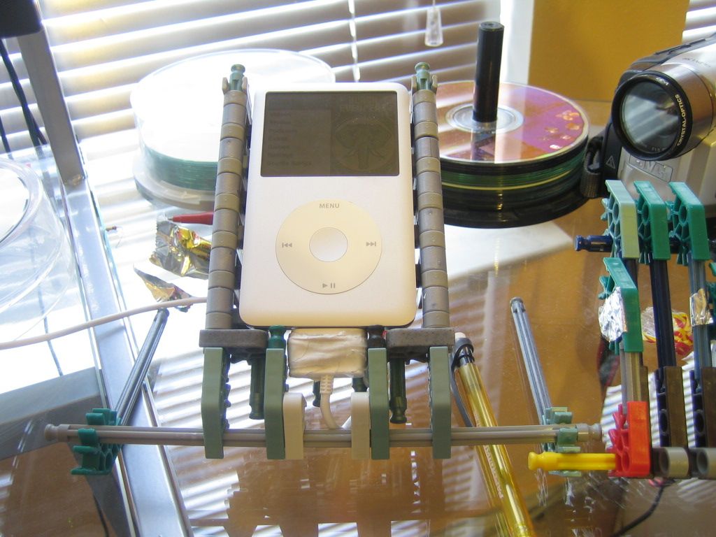 K'NEX IPod Dock : 6 Steps - Instructables