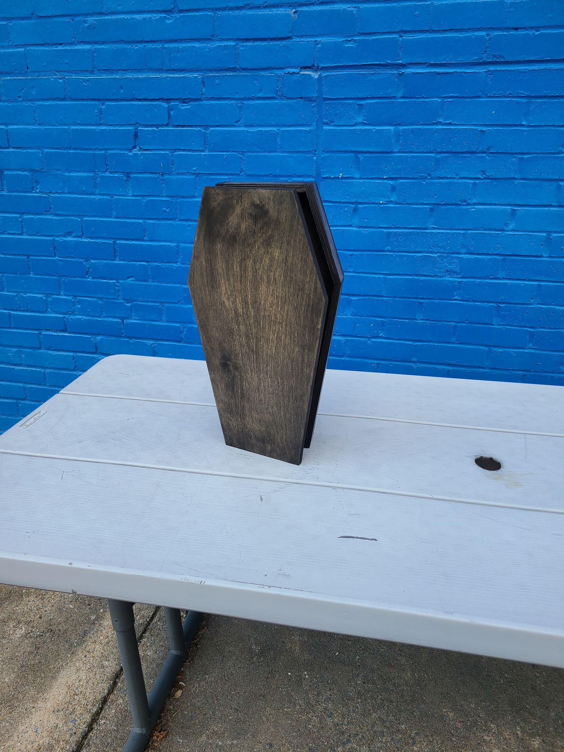 Decorative Prop Coffin : 4 Steps (with Pictures) - Instructables