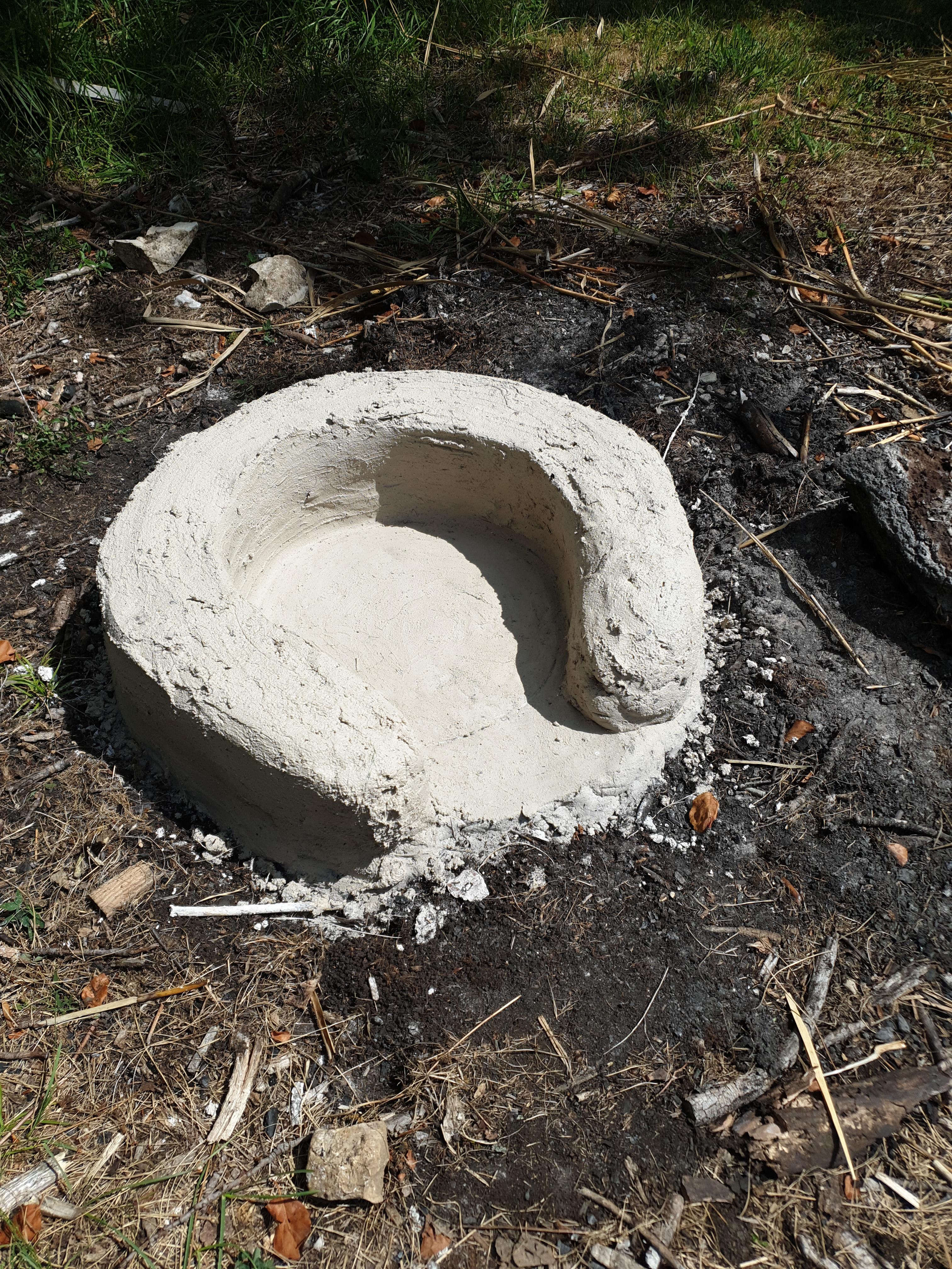 Primitive Pottery Wood Firing Updraft Kiln : 7 Steps (with Pictures ...