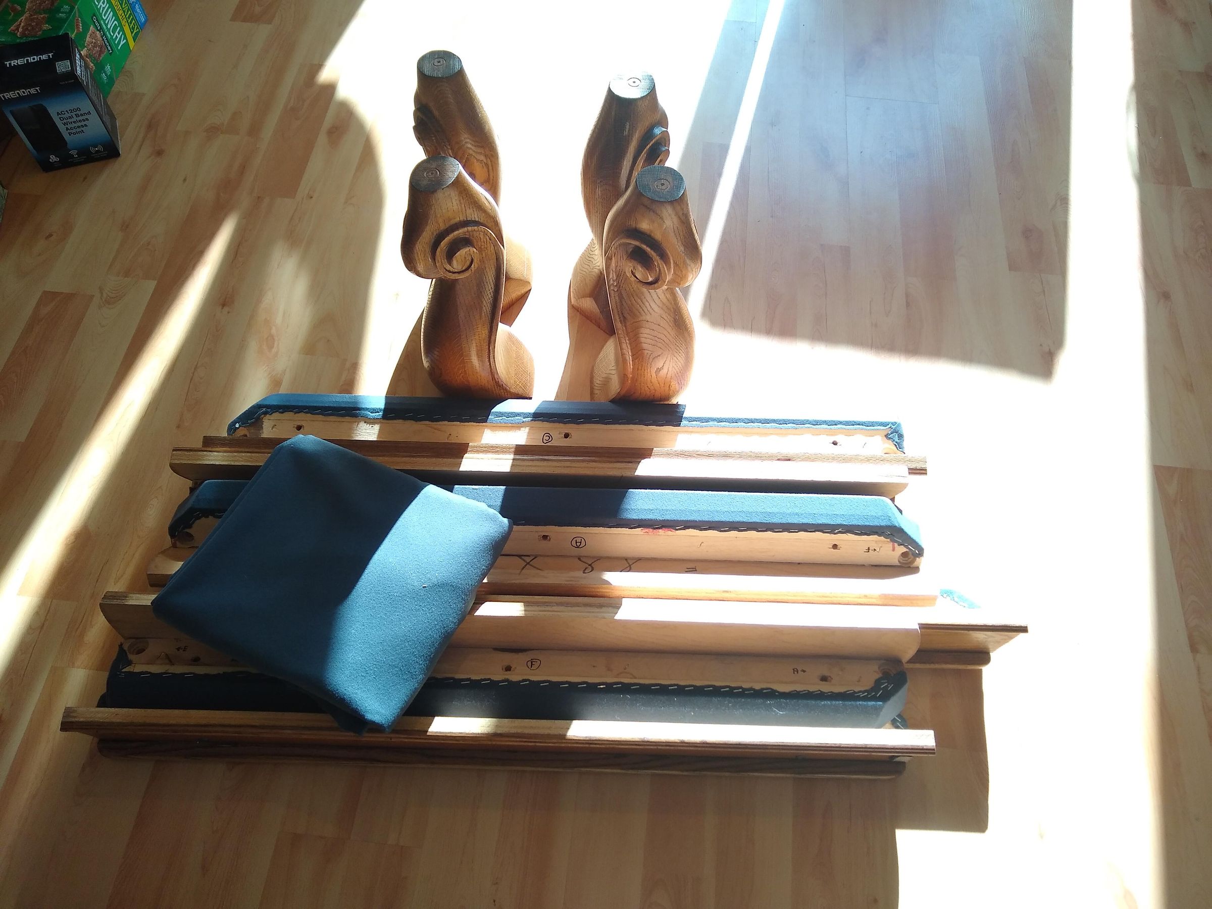 How to Disassemble a Pool Table : 9 Steps - Instructables