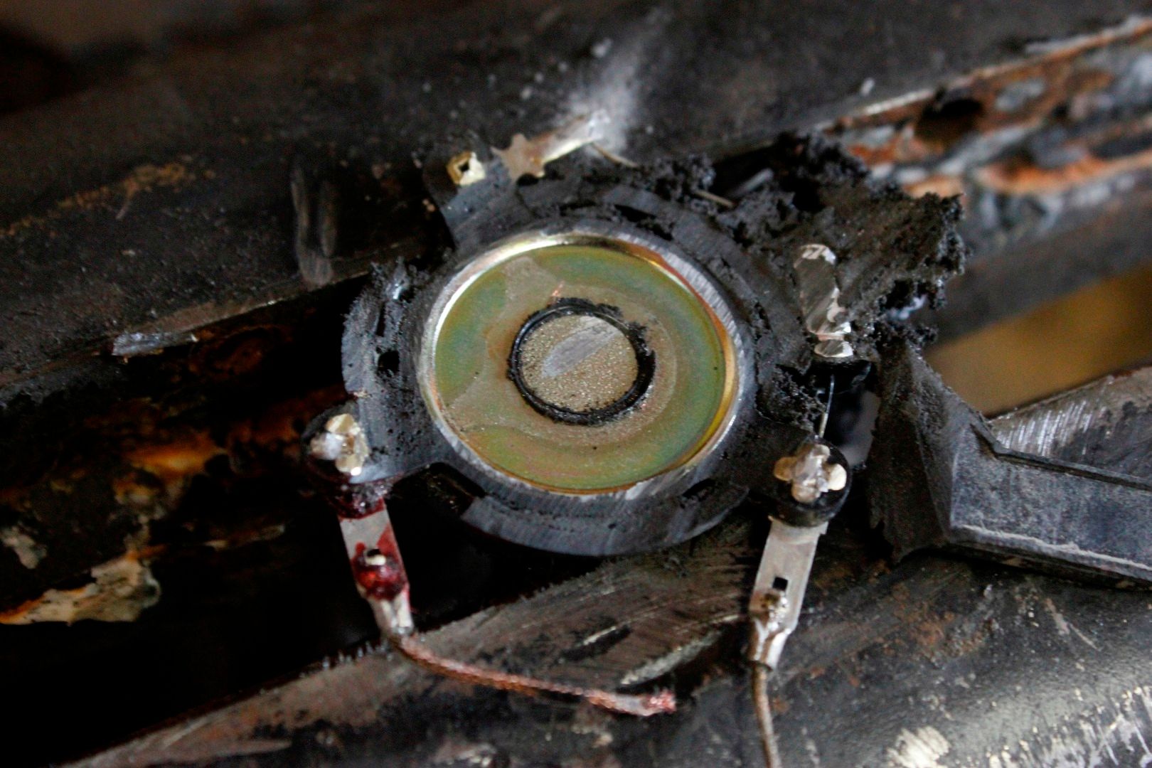 DTTAY - How to Reclaim Speaker Magnets : 6 Steps - Instructables
