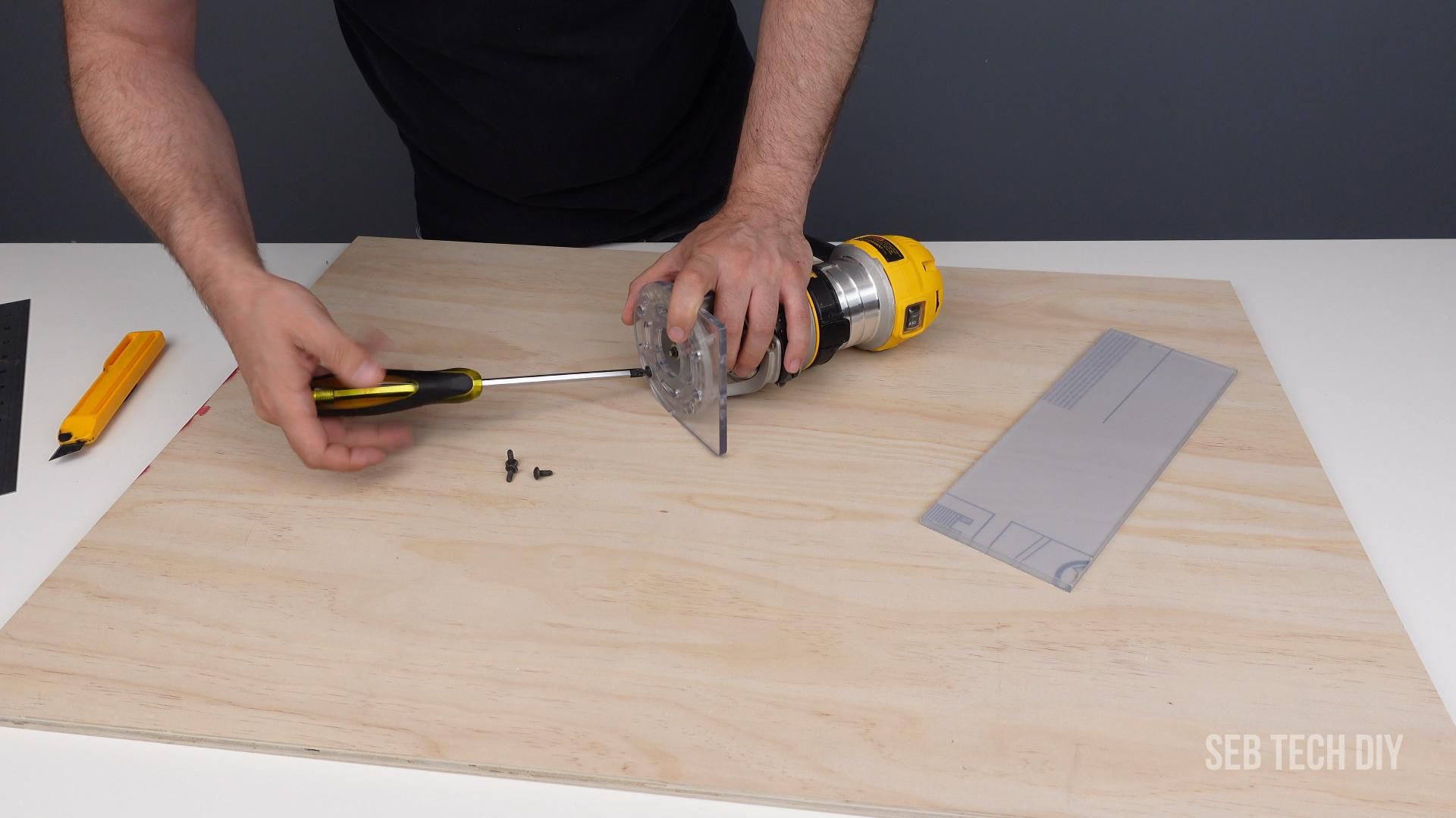 Circle Jig for Router - 5$ Basic and Easy Cutting Jig : 11 Steps (with ...