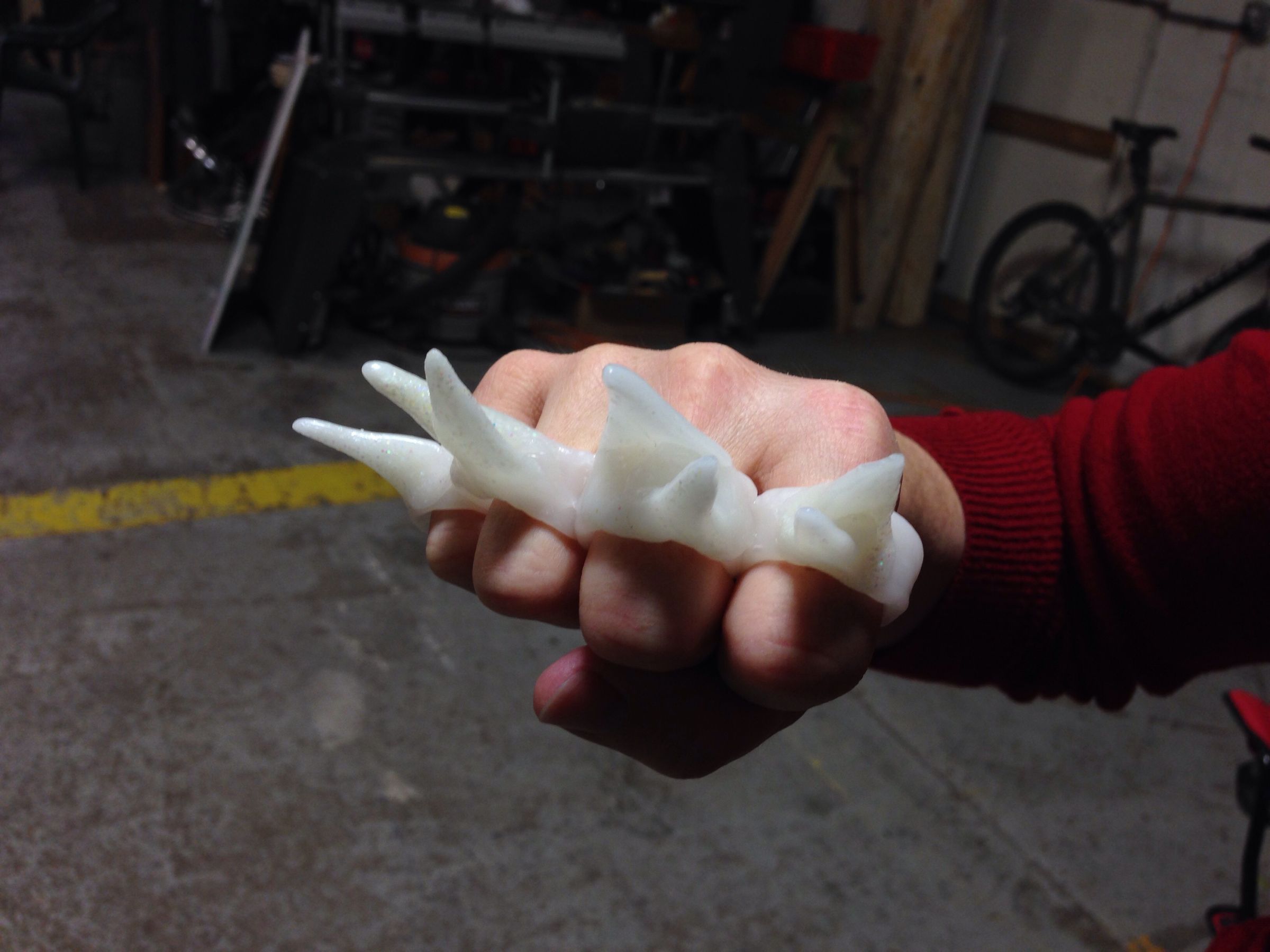 Instamorph Brass Knuckles (or Plastic) - Instructables