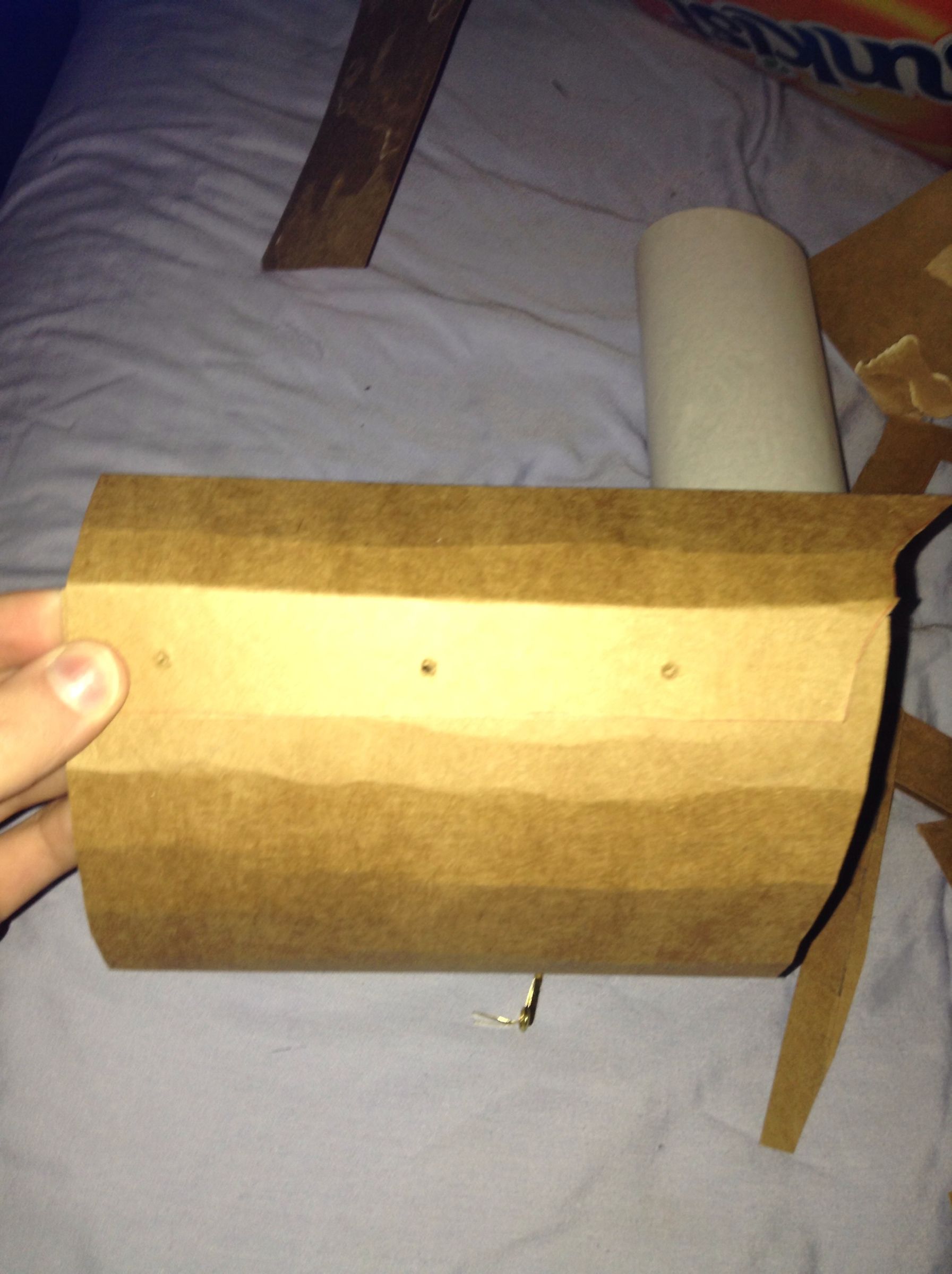 Awesome Nazgul Gauntlet : 7 Steps - Instructables