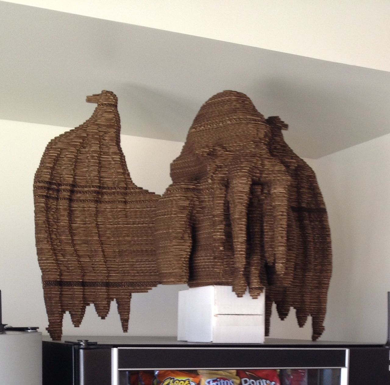 Giant Cardboard Cthulhu That Guards the Gold : 6 Steps (with Pictures ...