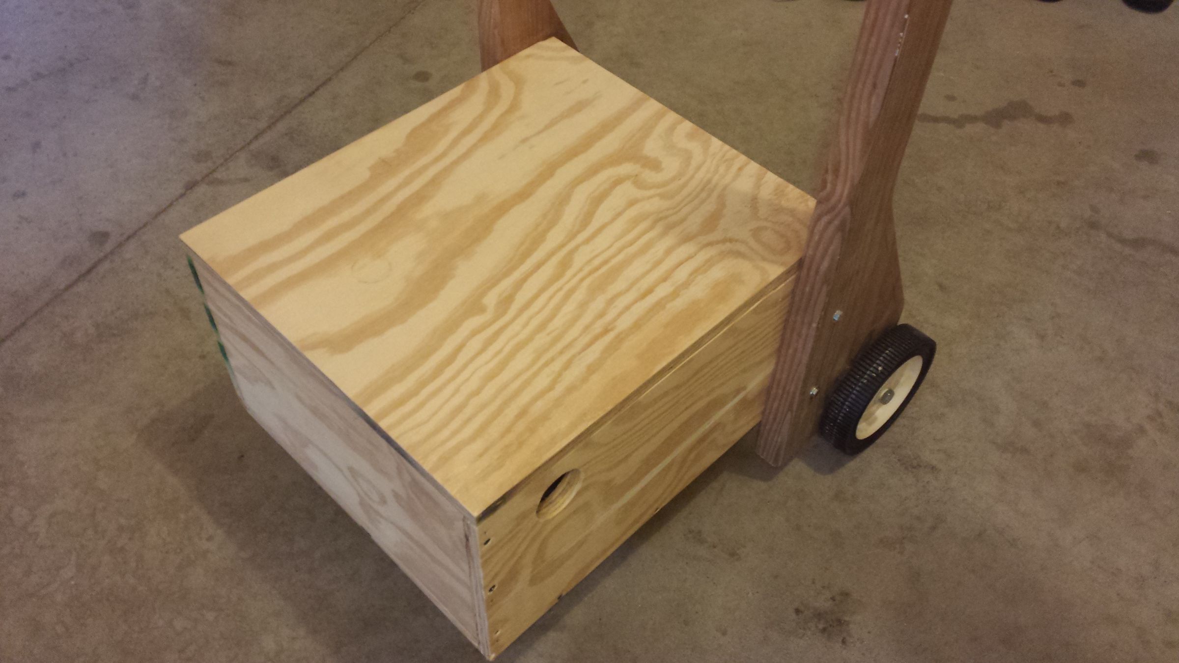 Mobile Toolbox and Work Station : 5 Steps - Instructables