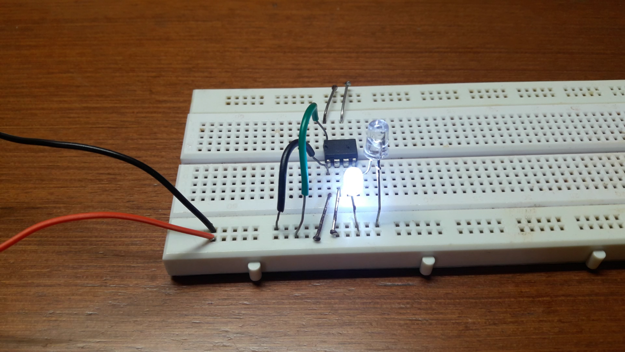 How to Make a "Touch Sensor" Using 555 Timer IC on Breadboard. : 4 ...