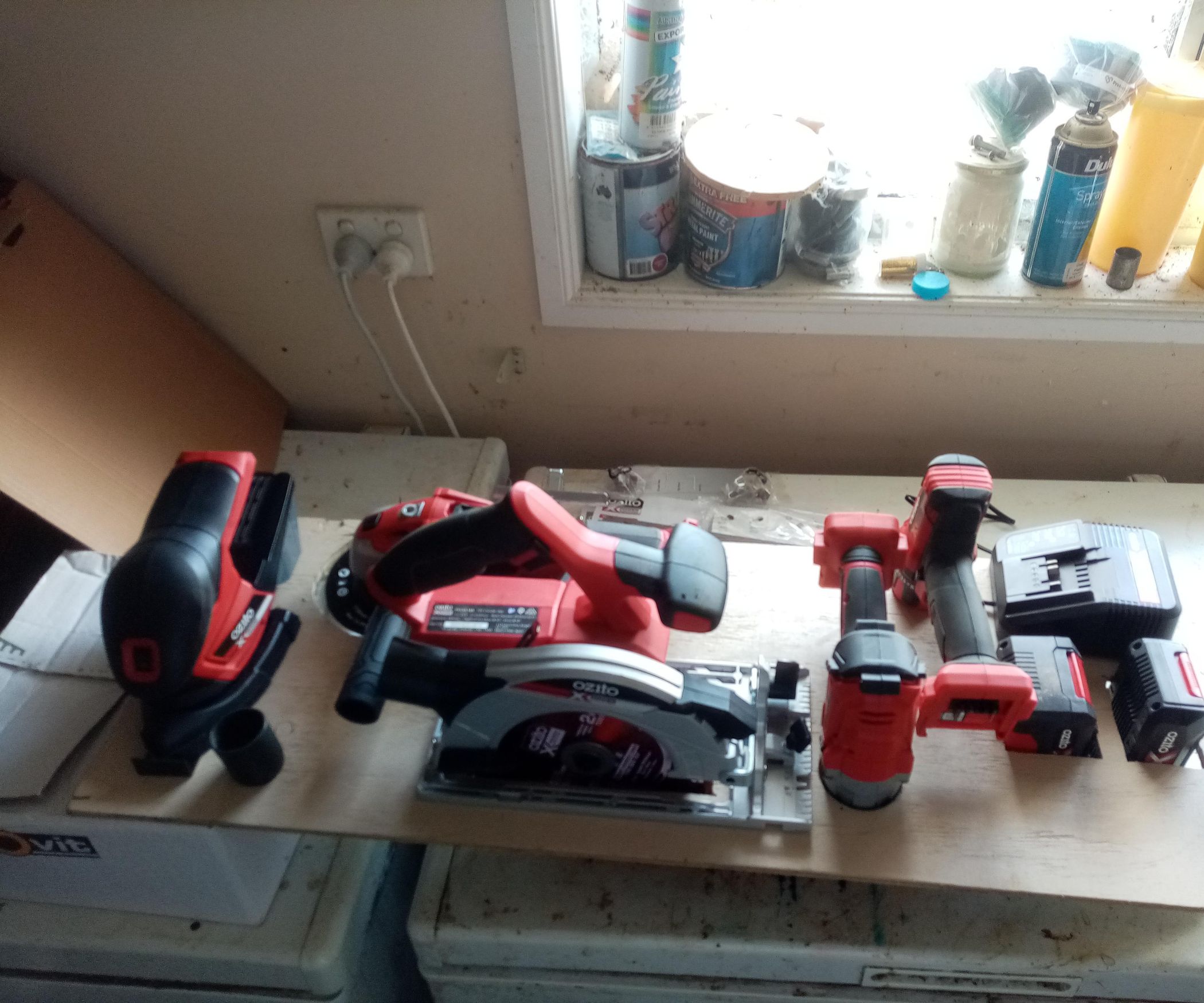 Battery Tool Caddy/tote : 5 Steps (with Pictures) - Instructables