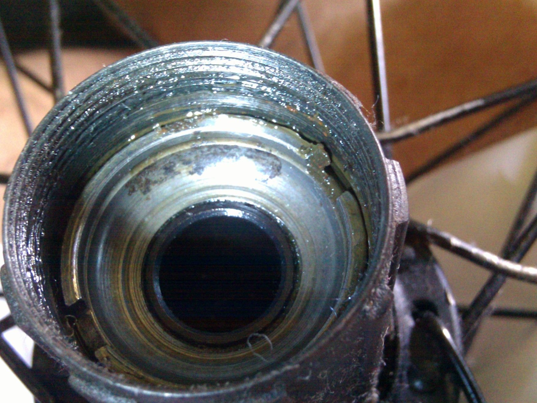 Rebuild a Bicycle Rear Hub : 13 Steps (with Pictures) - Instructables