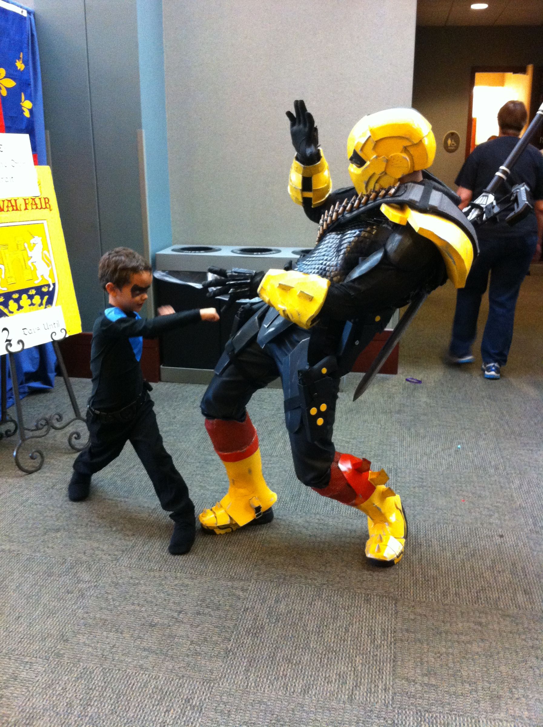 Deathstroke Injustice Cosplay