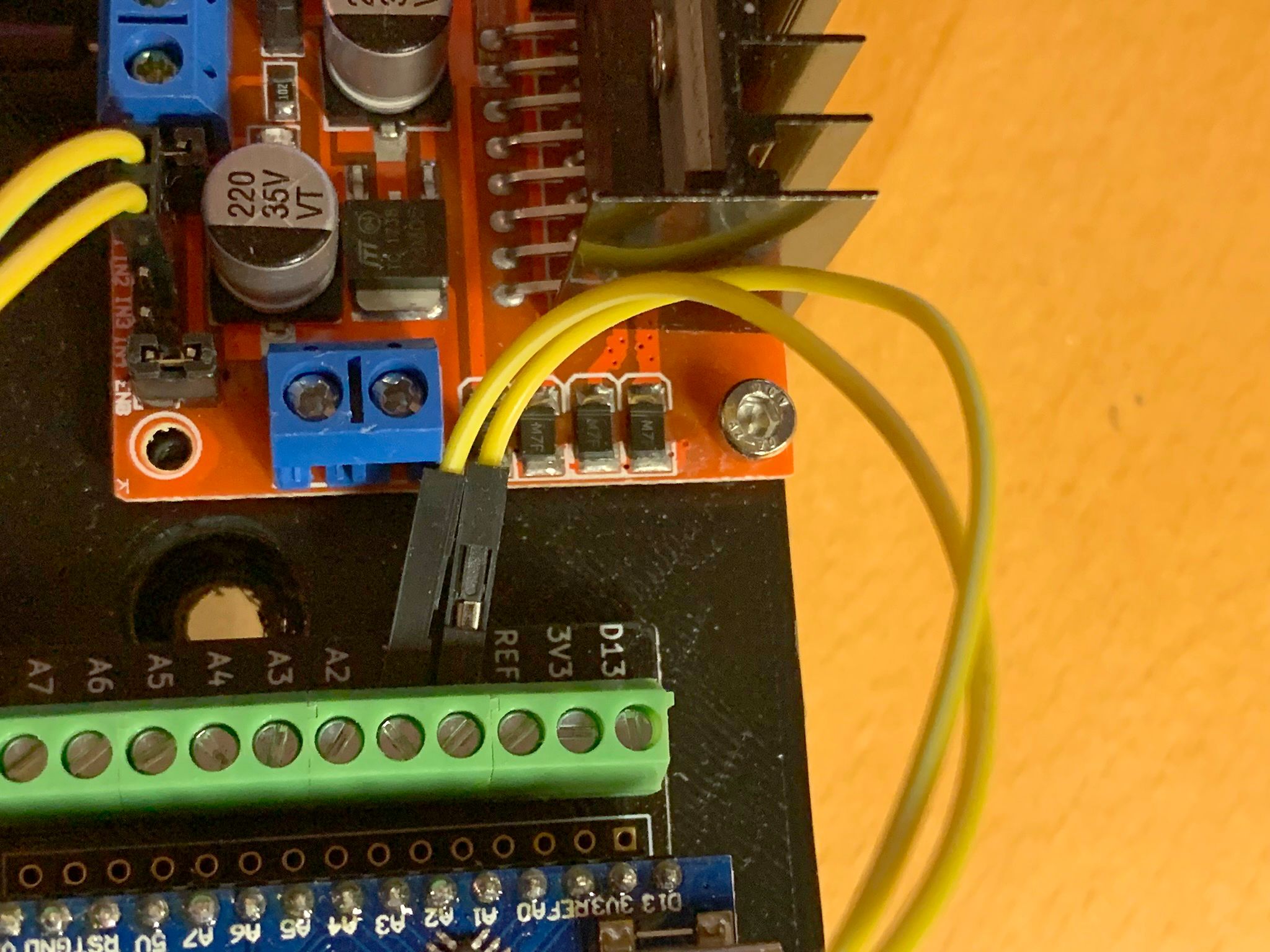 A Simple Stand for an Acoustic Levitator MiniLev : 12 Steps (with ...