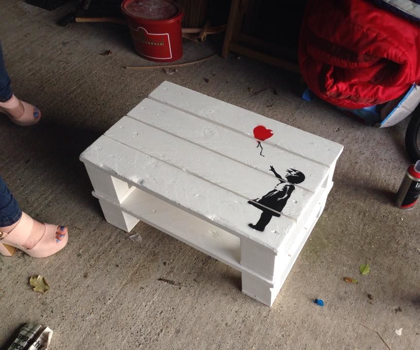 Little Banksy Table : 4 Steps (with Pictures) - Instructables
