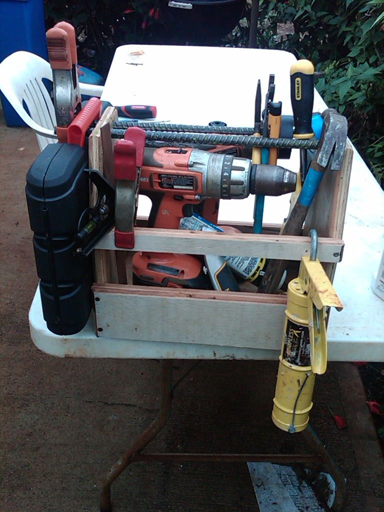 Improved Wooden Toolbox - a New Take on a Classic : 6 Steps (with ...
