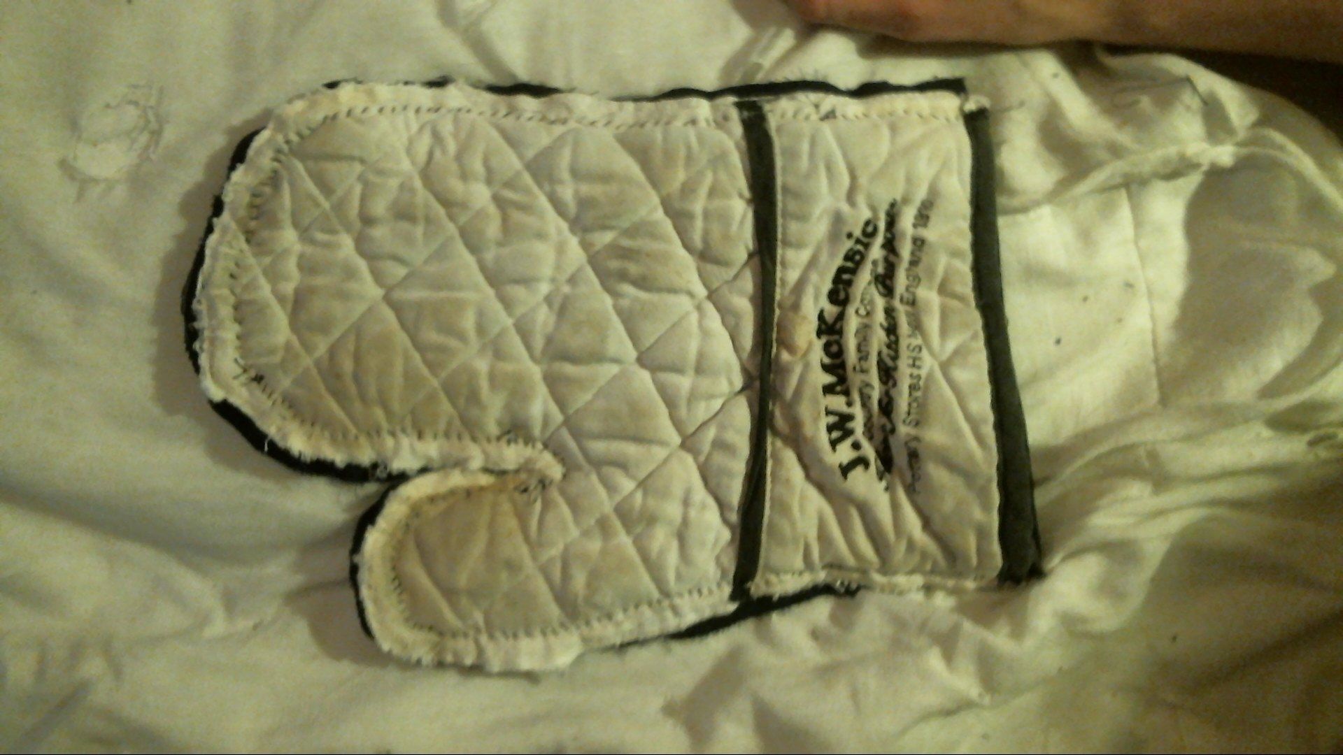 Training Gauntlets : 5 Steps - Instructables