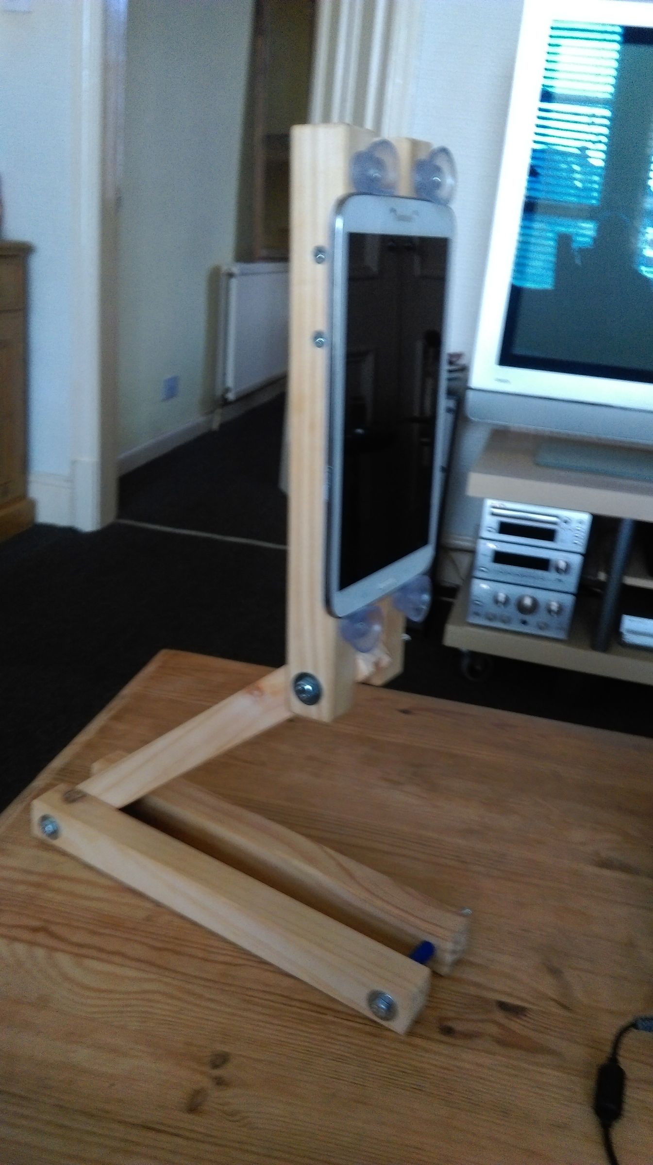 Make Your Own Wooden Tablet Stand - Instructables