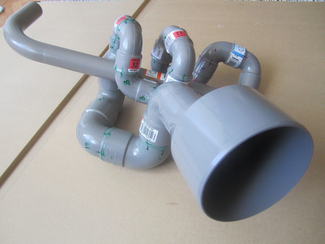 PVinnCeridoo: "snake-like" Folded PVC Djinngeridoo - Instructables