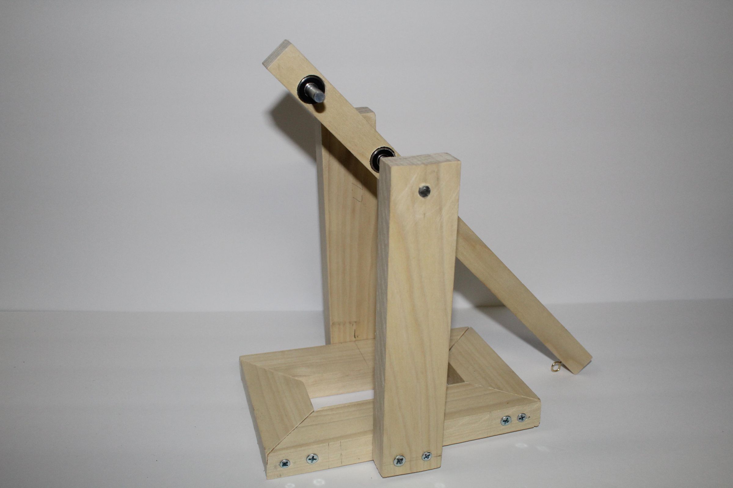 How to Build an Awesome Mini Trebuchet! : 12 Steps - Instructables