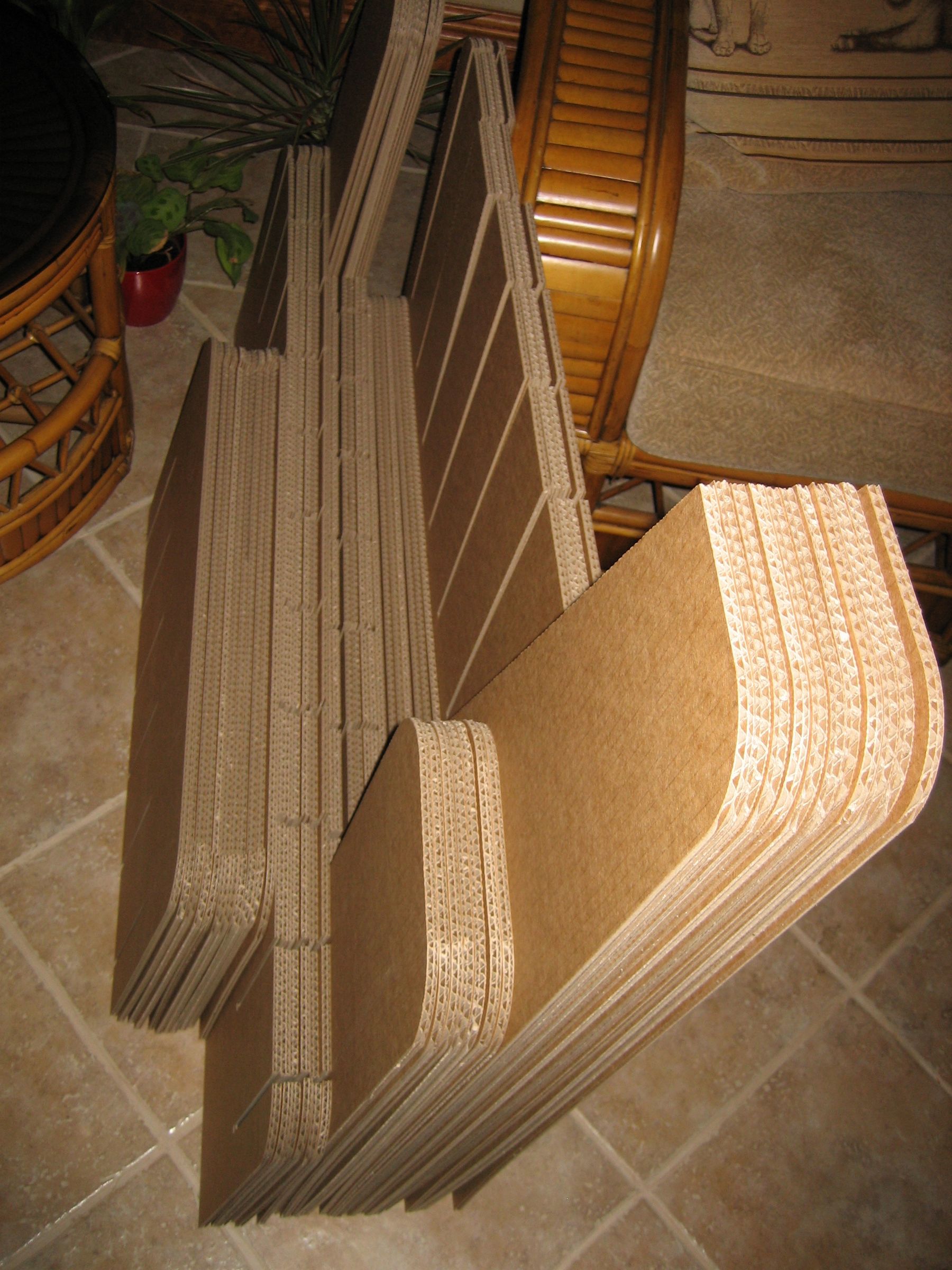 Cardboard Sofa : 5 Steps (with Pictures) - Instructables