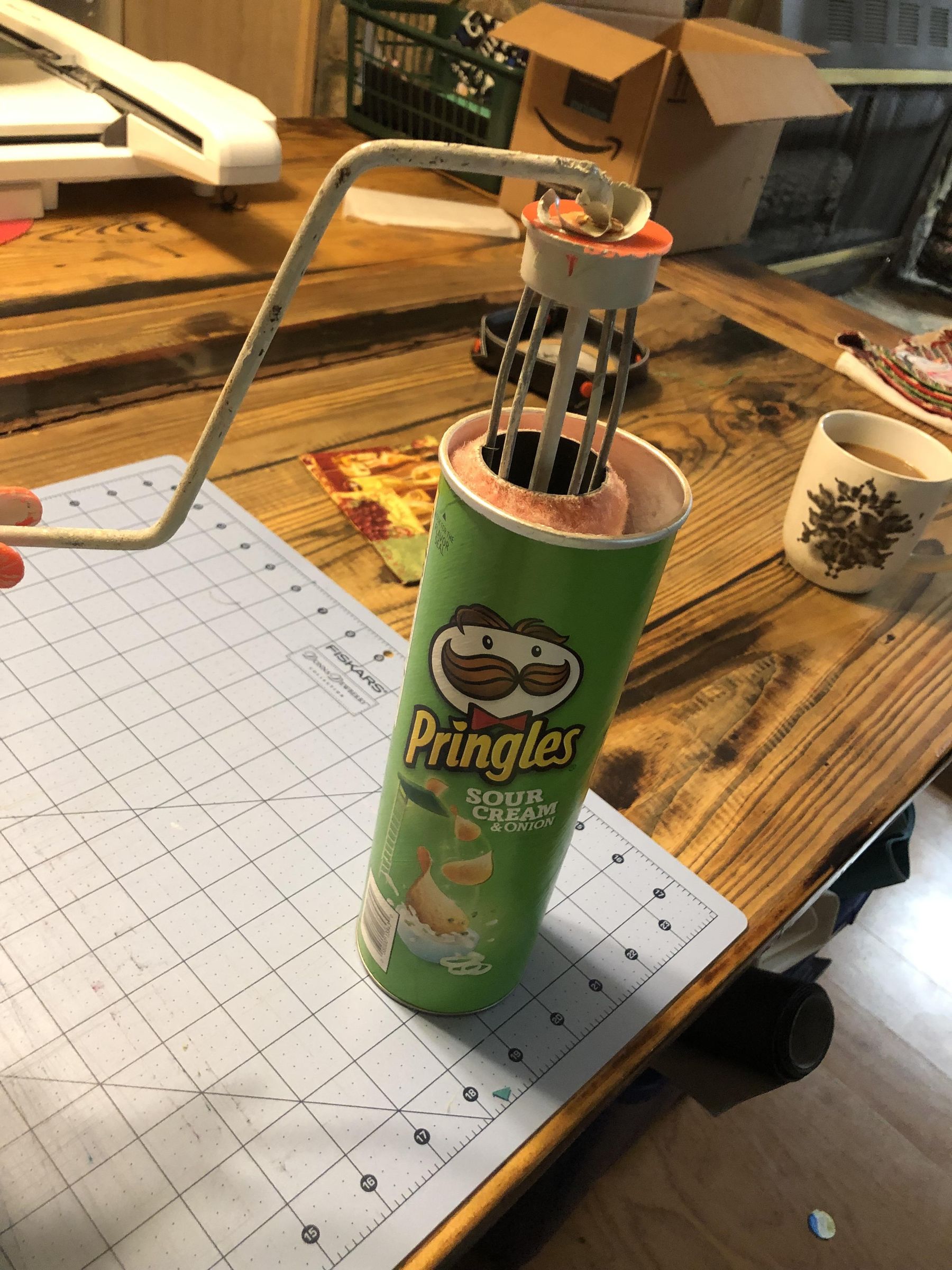 FOR THE LOVE OF PRINGLES LIFE HACKS : 6 Steps - Instructables