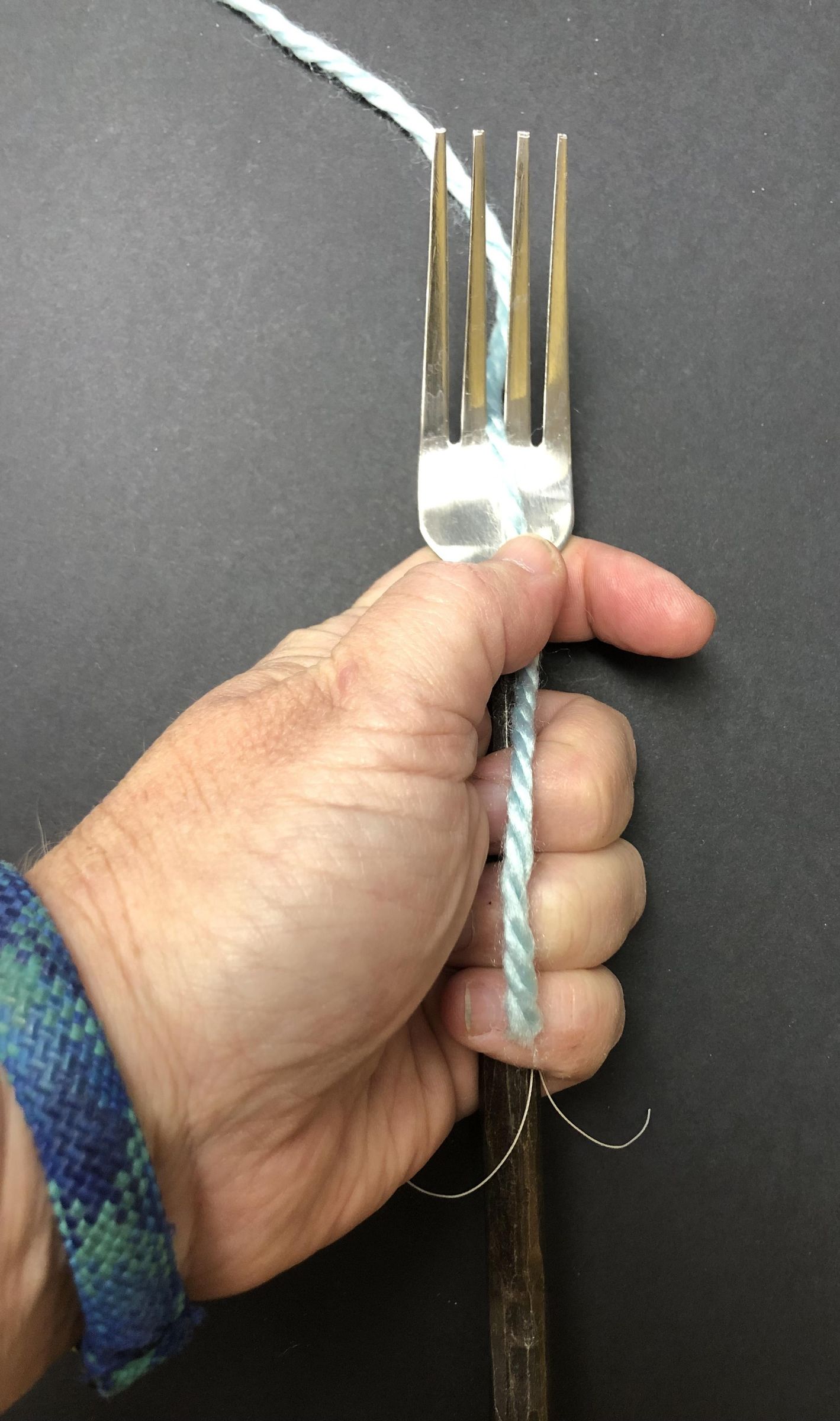 Fluffy Friends Poof Ball : 14 Steps (with Pictures) - Instructables