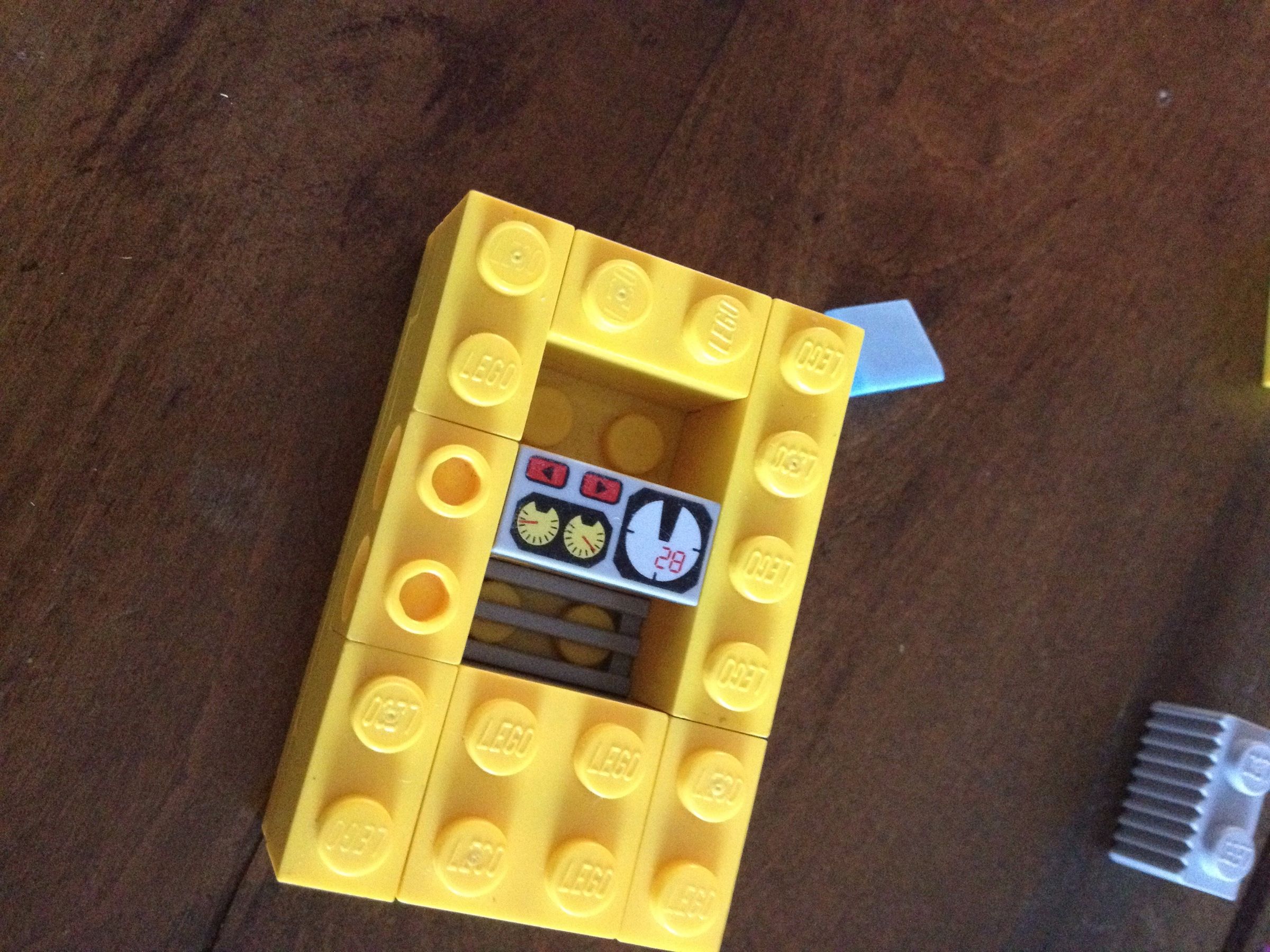 THE TINIEST LEGO LOCK MECHANISM : 3 Steps - Instructables