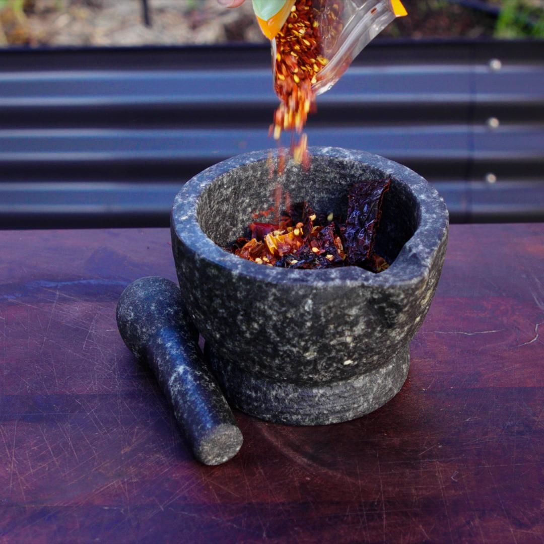 How to Make Infused Chilli Oil : 8 Steps (with Pictures) - Instructables