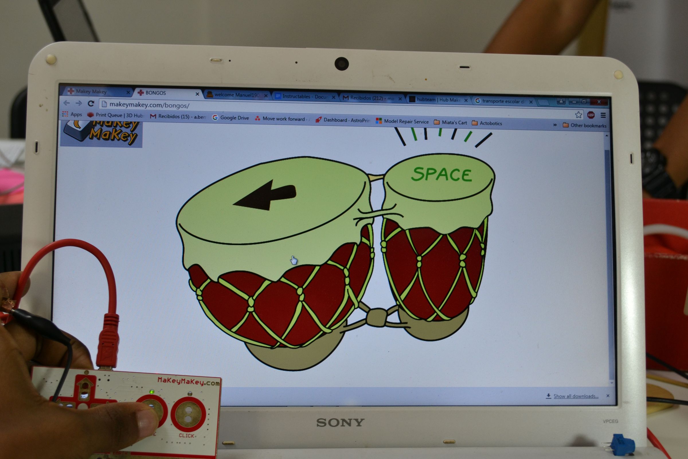 Como Simular Un Bongo Con Makey Makey : 4 Steps - Instructables