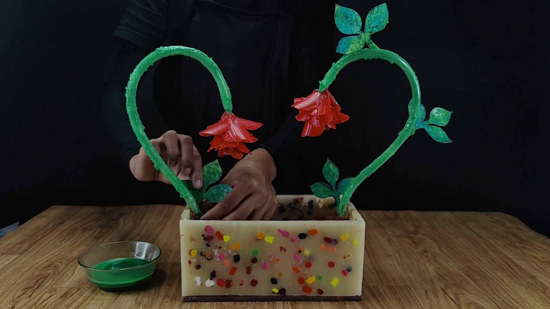 Crayon Flower Basket Where the Roses Spit. 🥀 : 11 Steps (with Pictures ...