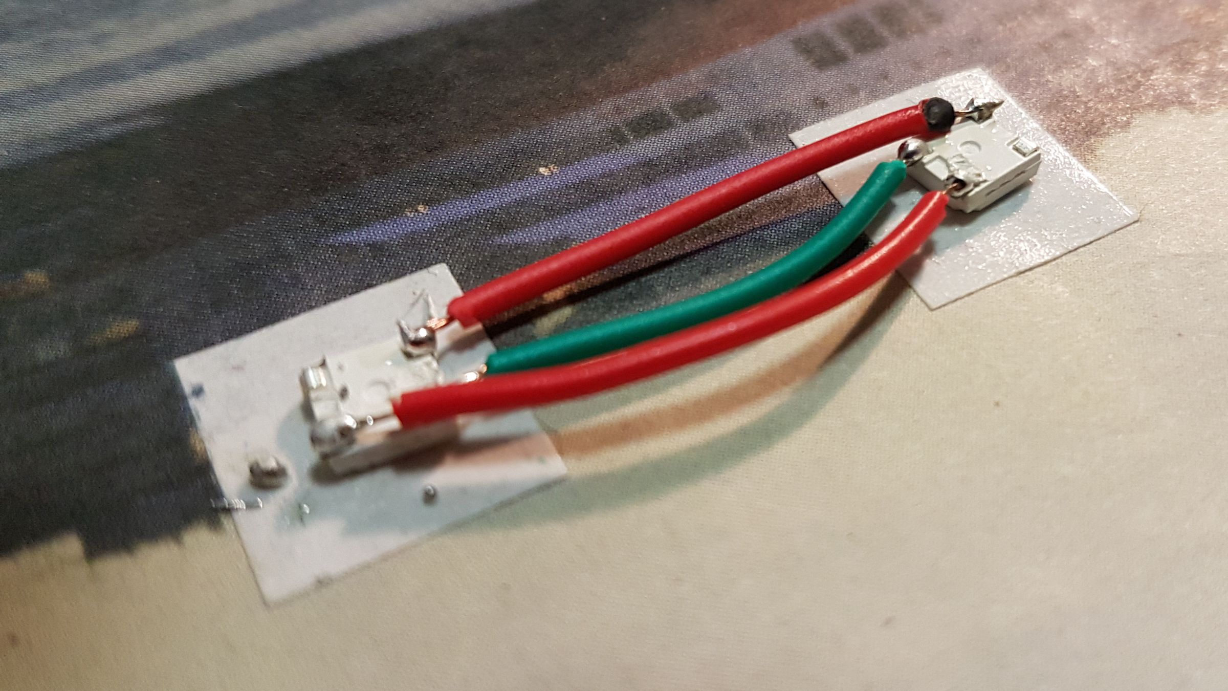 Color Synchronized Touch Lamps : 5 Steps (with Pictures) - Instructables