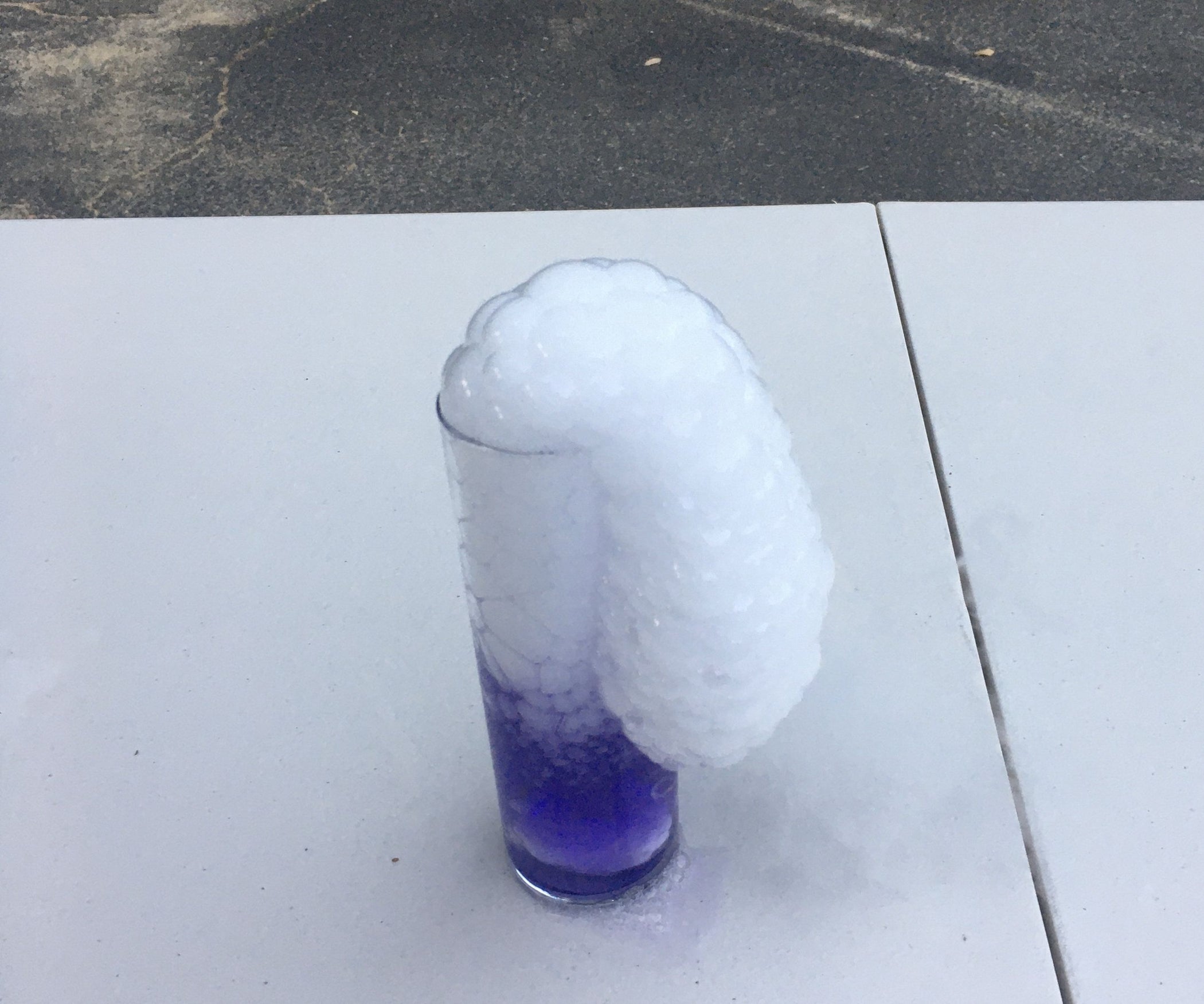 Easy DIY Dry Ice Experiment : 6 Steps - Instructables