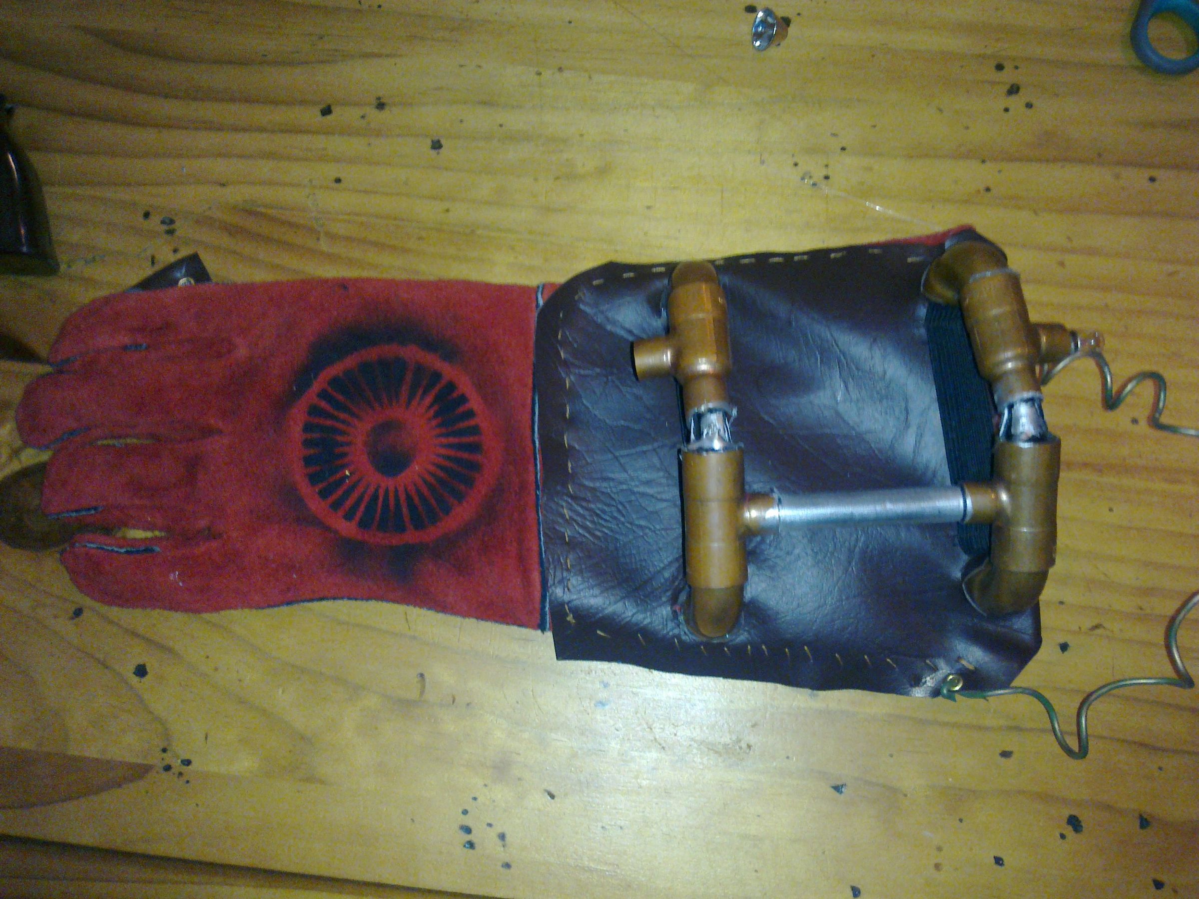 Steampunk Gauntlet Suitable for PDA/iPhone : 5 Steps - Instructables