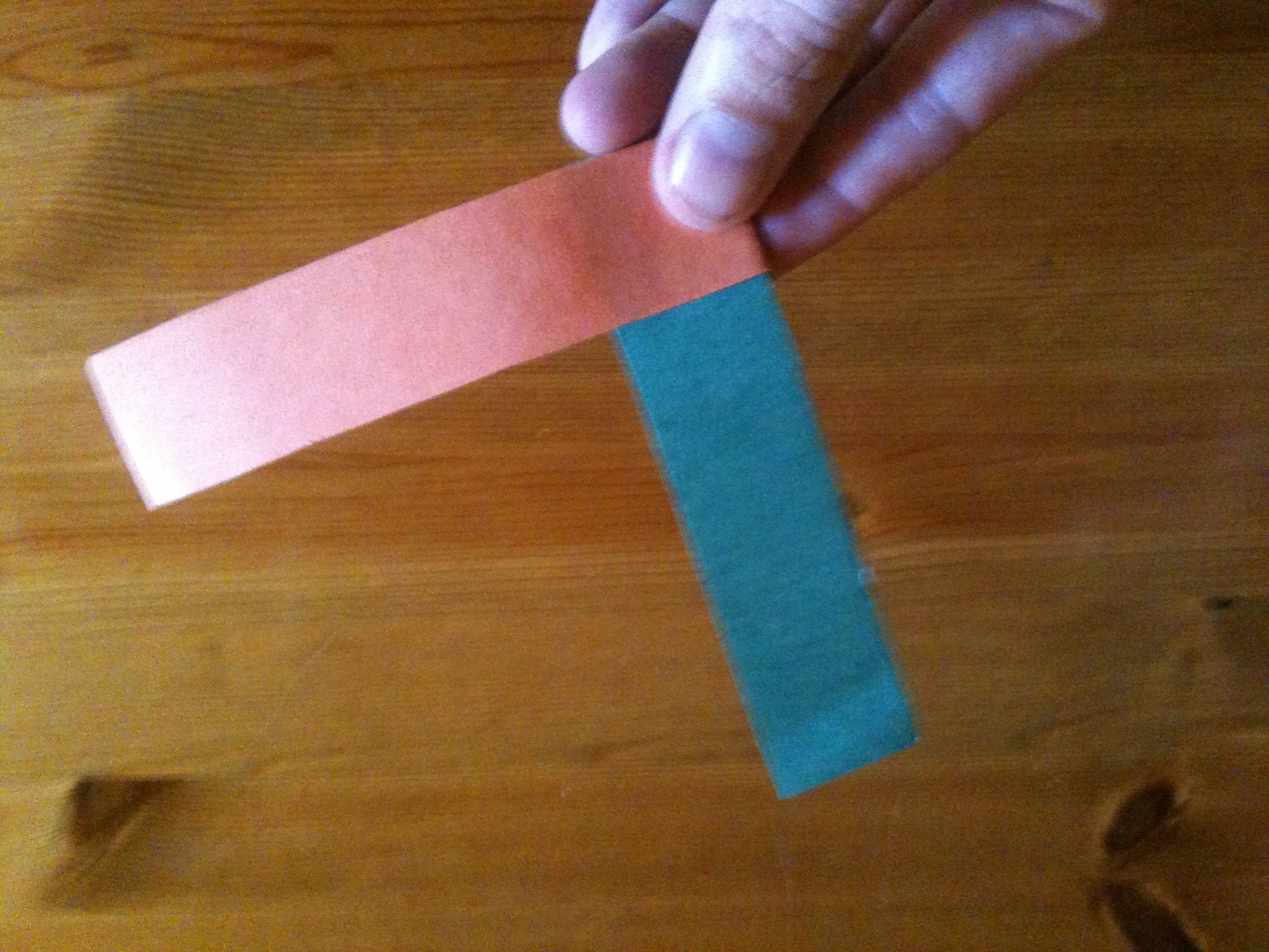 Simple Springy Paper Chain - Instructables