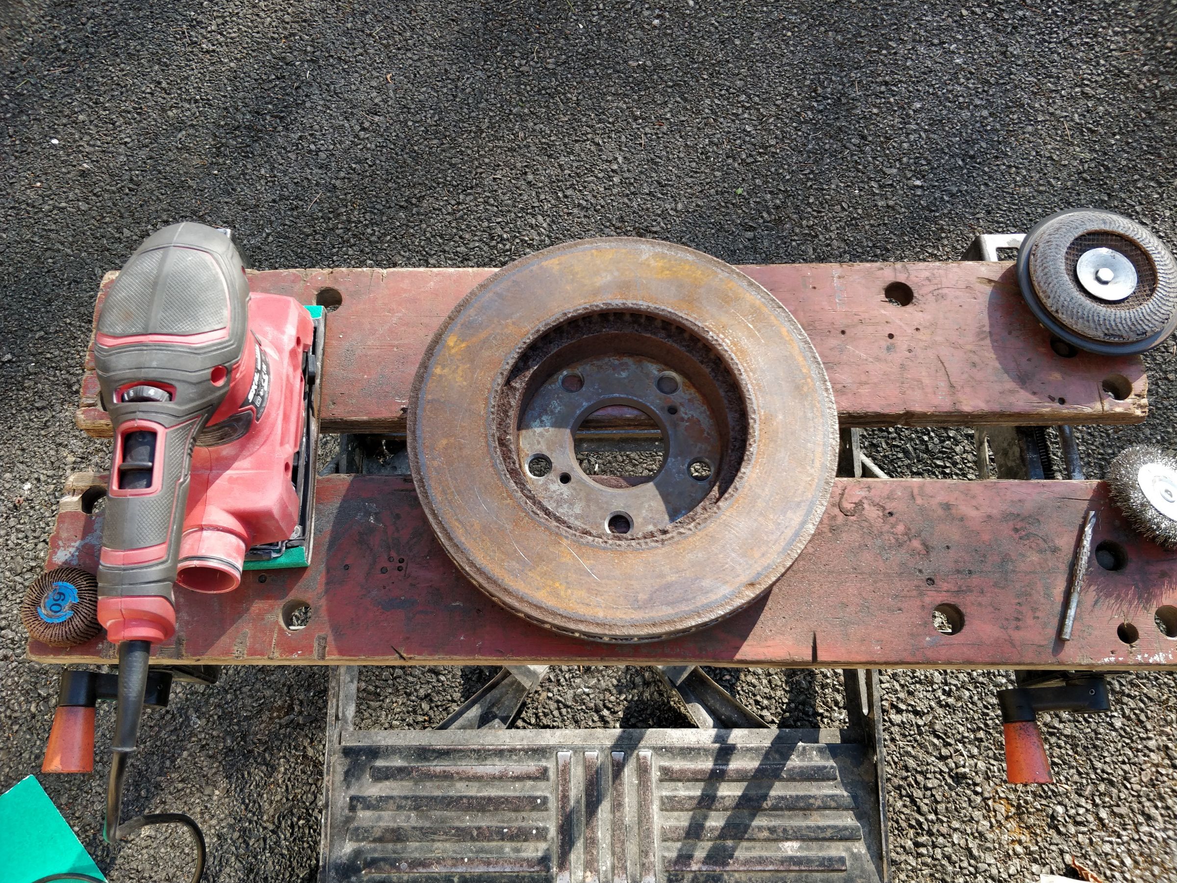 Brake Disc Clock : 8 Steps (with Pictures) - Instructables