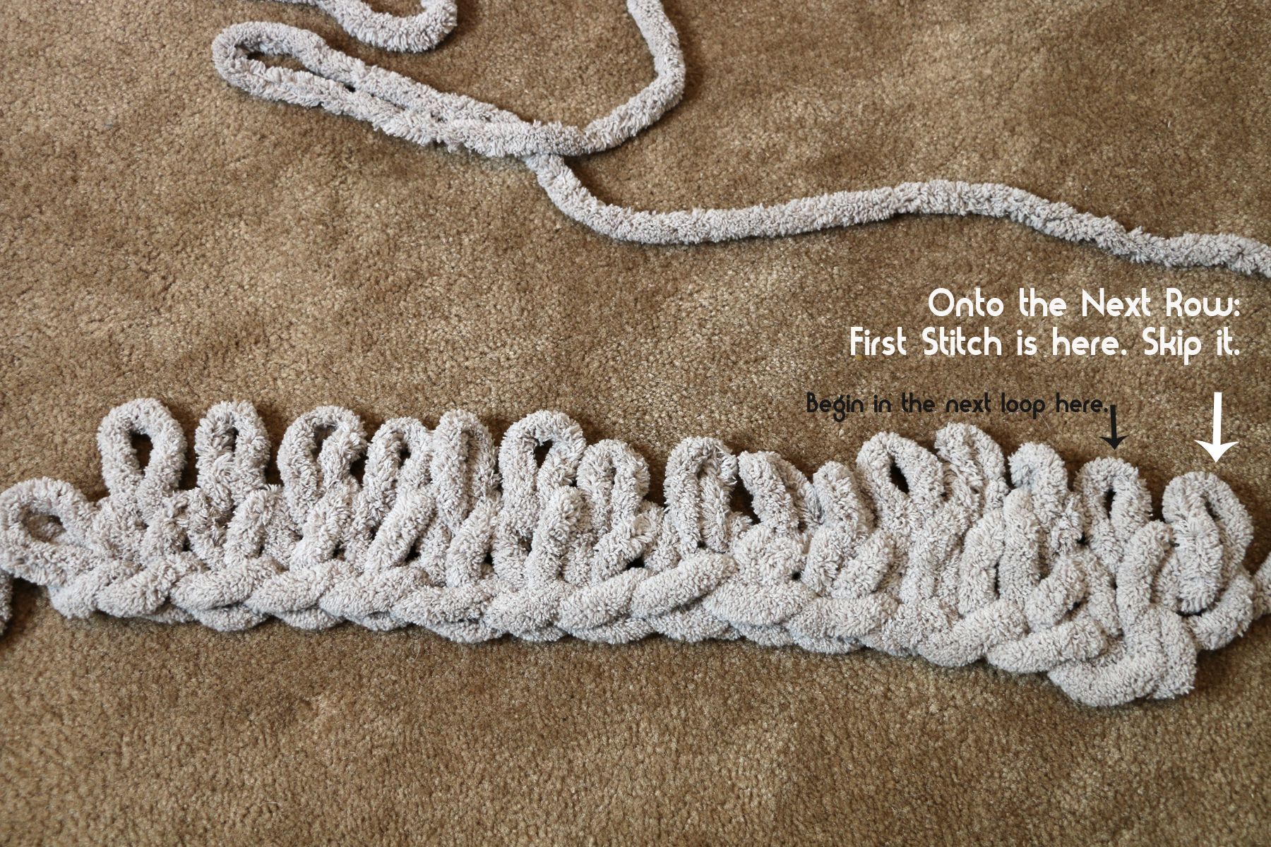 Easy Chunky Hand-Knitted Blanket in One Hour : 9 Steps (with Pictures ...