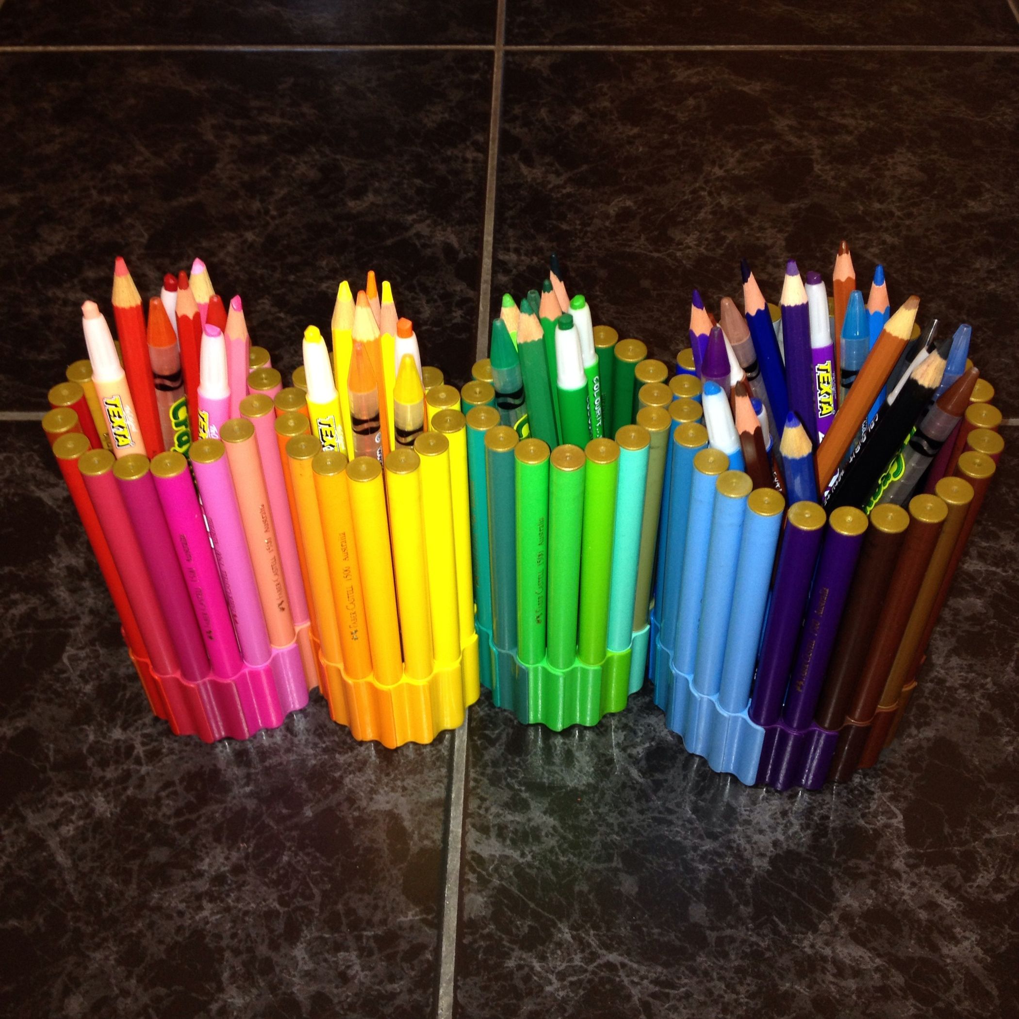 Organise Your Stationary Using Stationary! : 3 Steps - Instructables