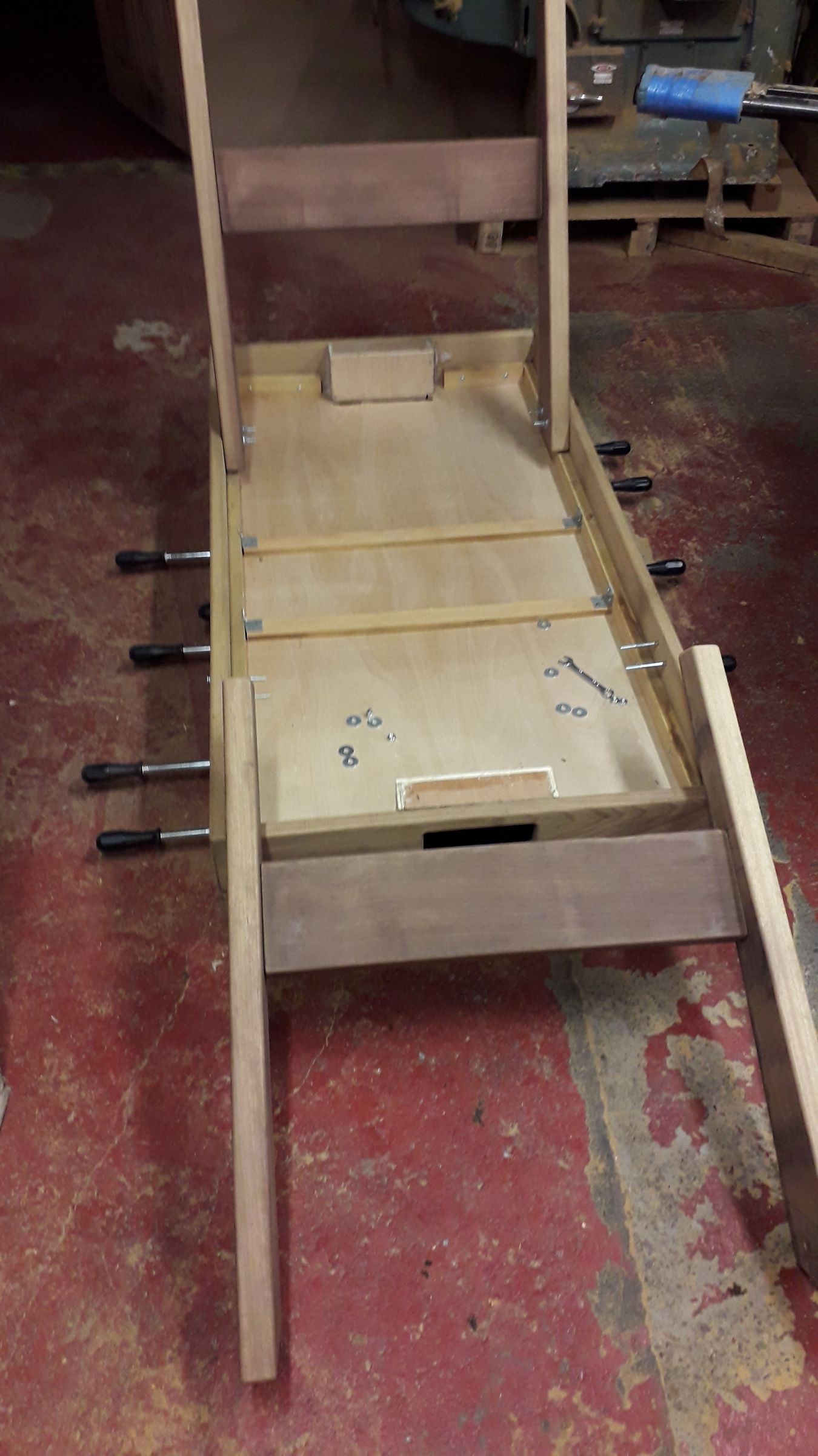 Football Table : 11 Steps (with Pictures) - Instructables