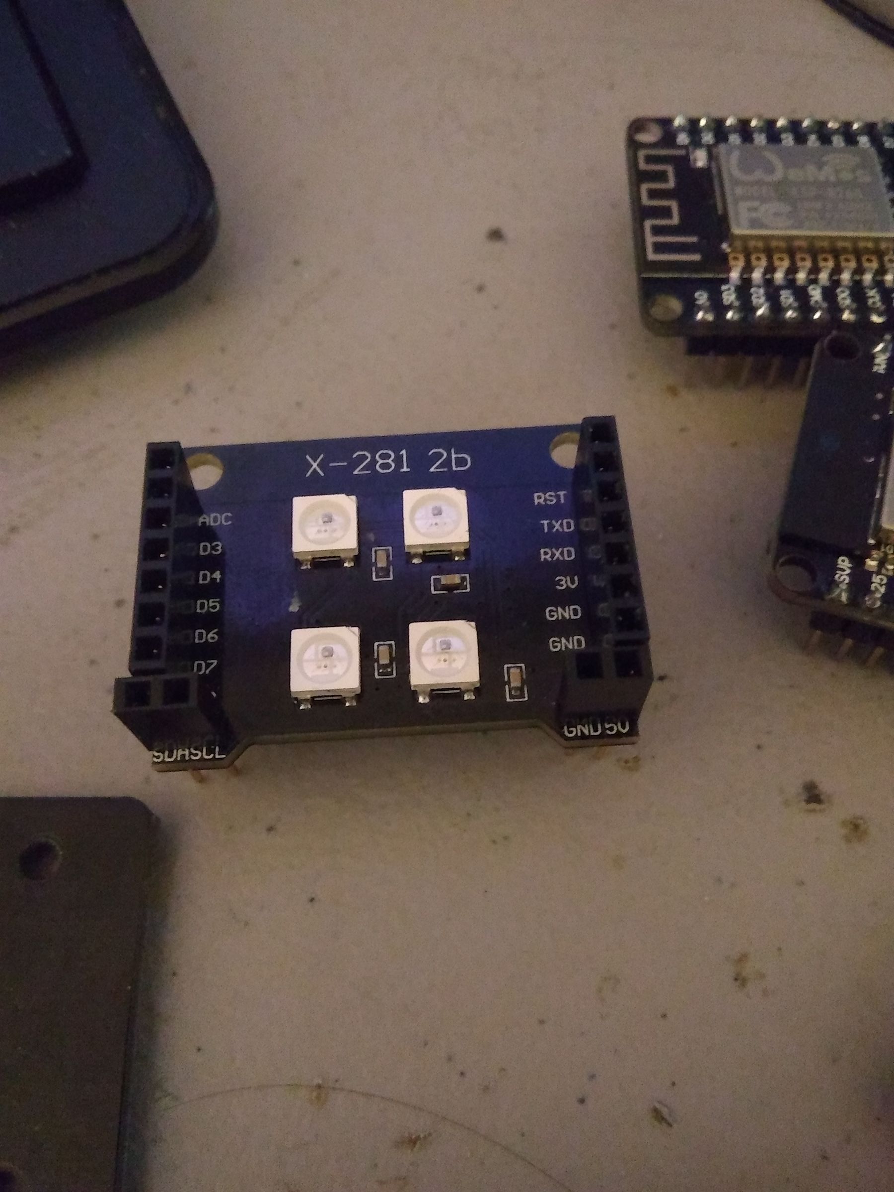 ESP32/X-Project Cheerlight Badge Using MQTT : 5 Steps (with Pictures) - Instructables