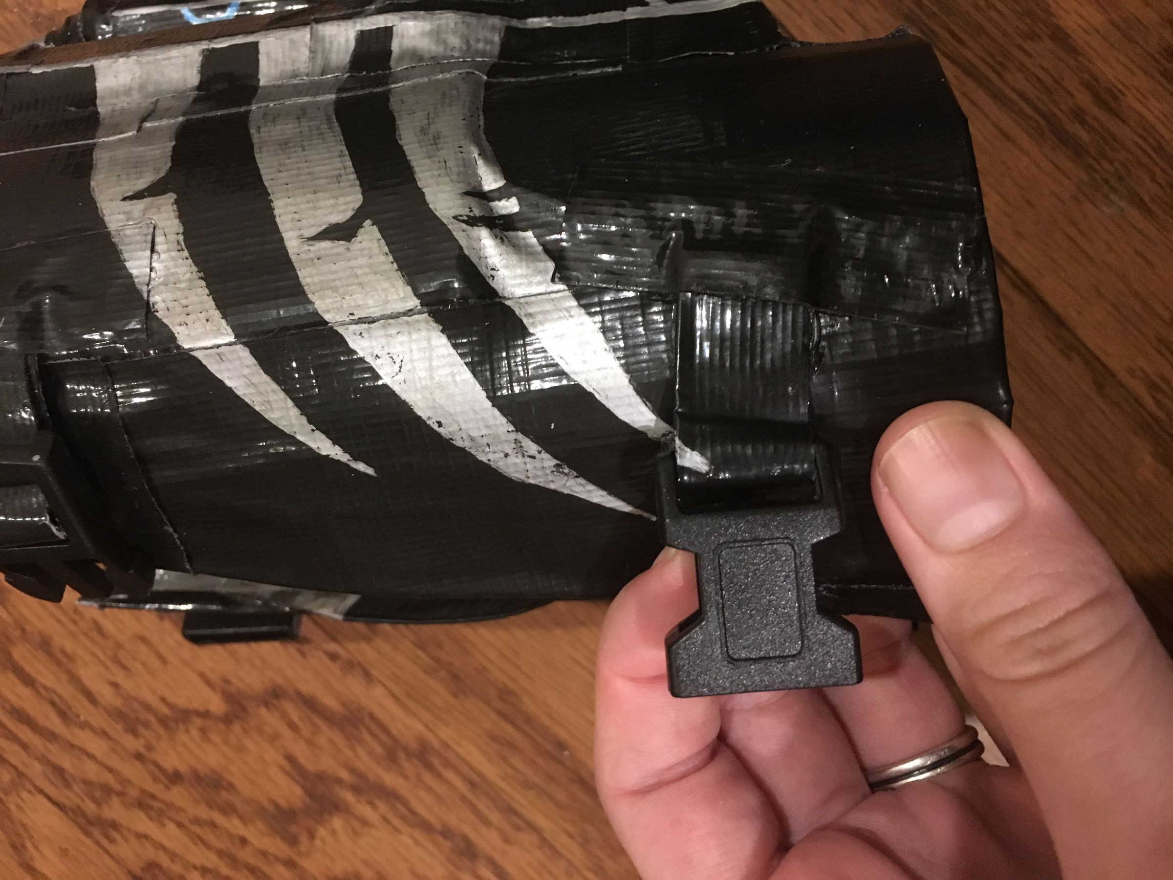 Female Mandalorian Armor Kit : 7 Steps - Instructables