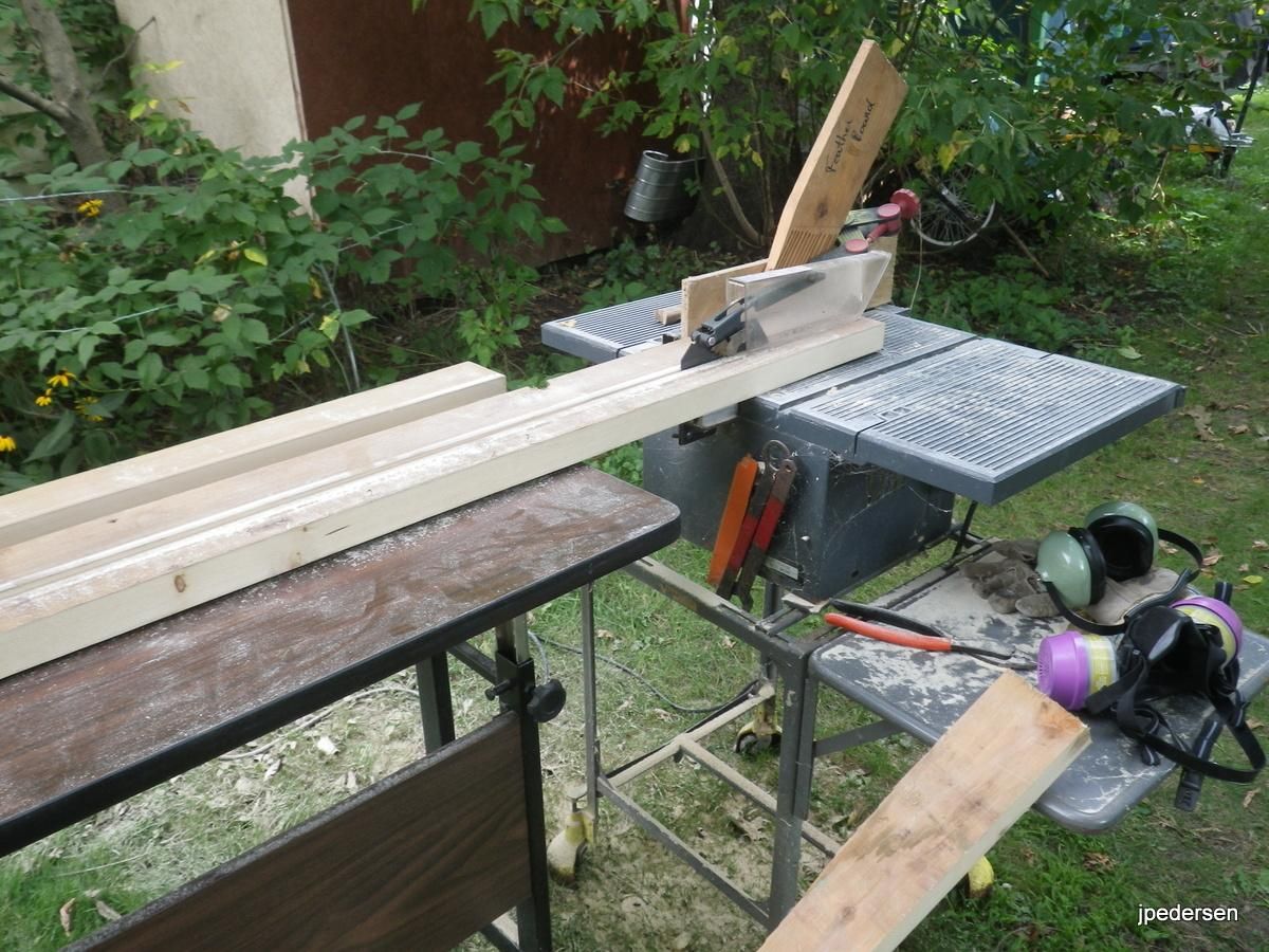 A Versatile Outfeed Table for a Table Saw. - Instructables