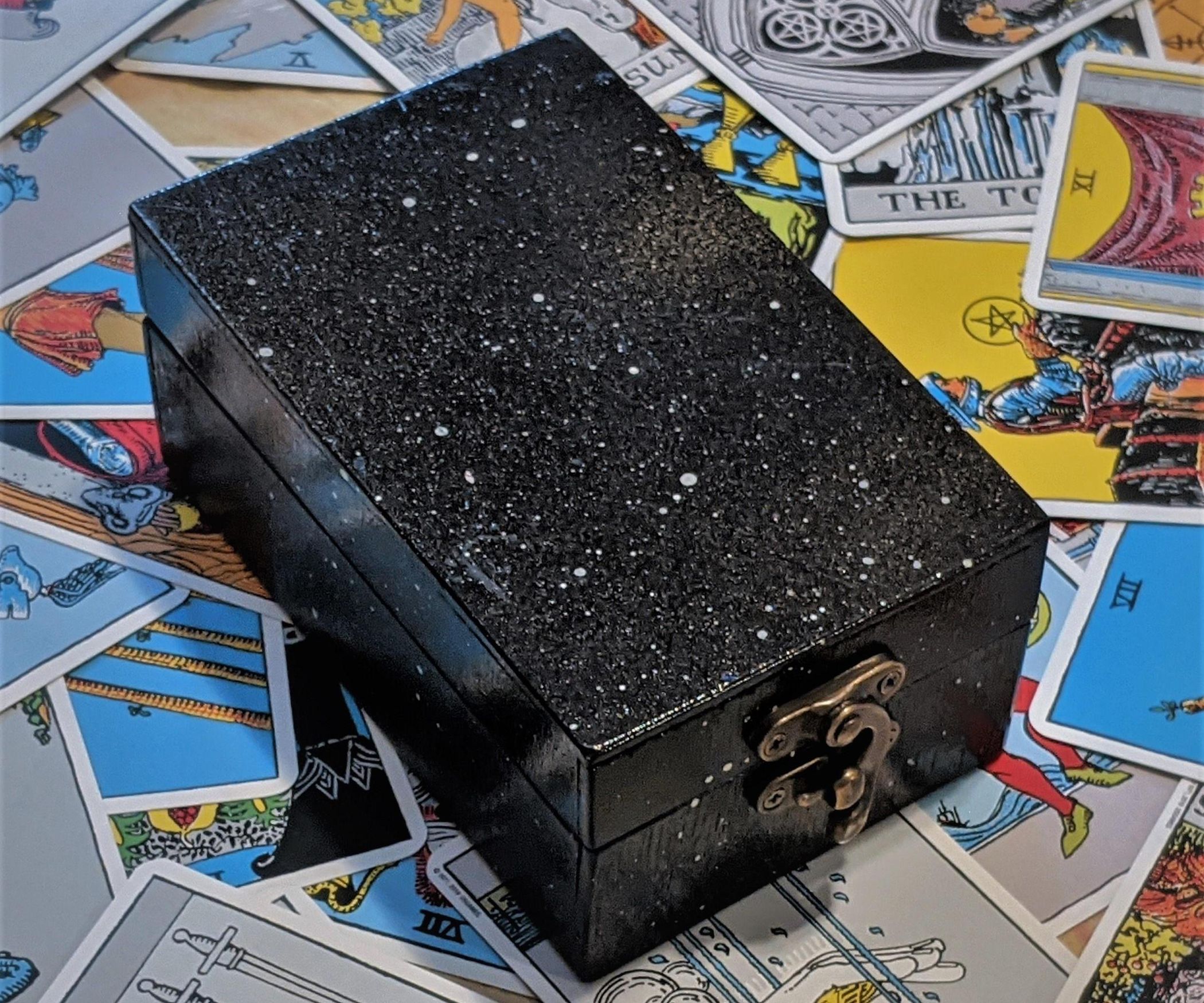 Light & Sturdy Tarot Storage Box : 21 Steps (with Pictures) - Instructables