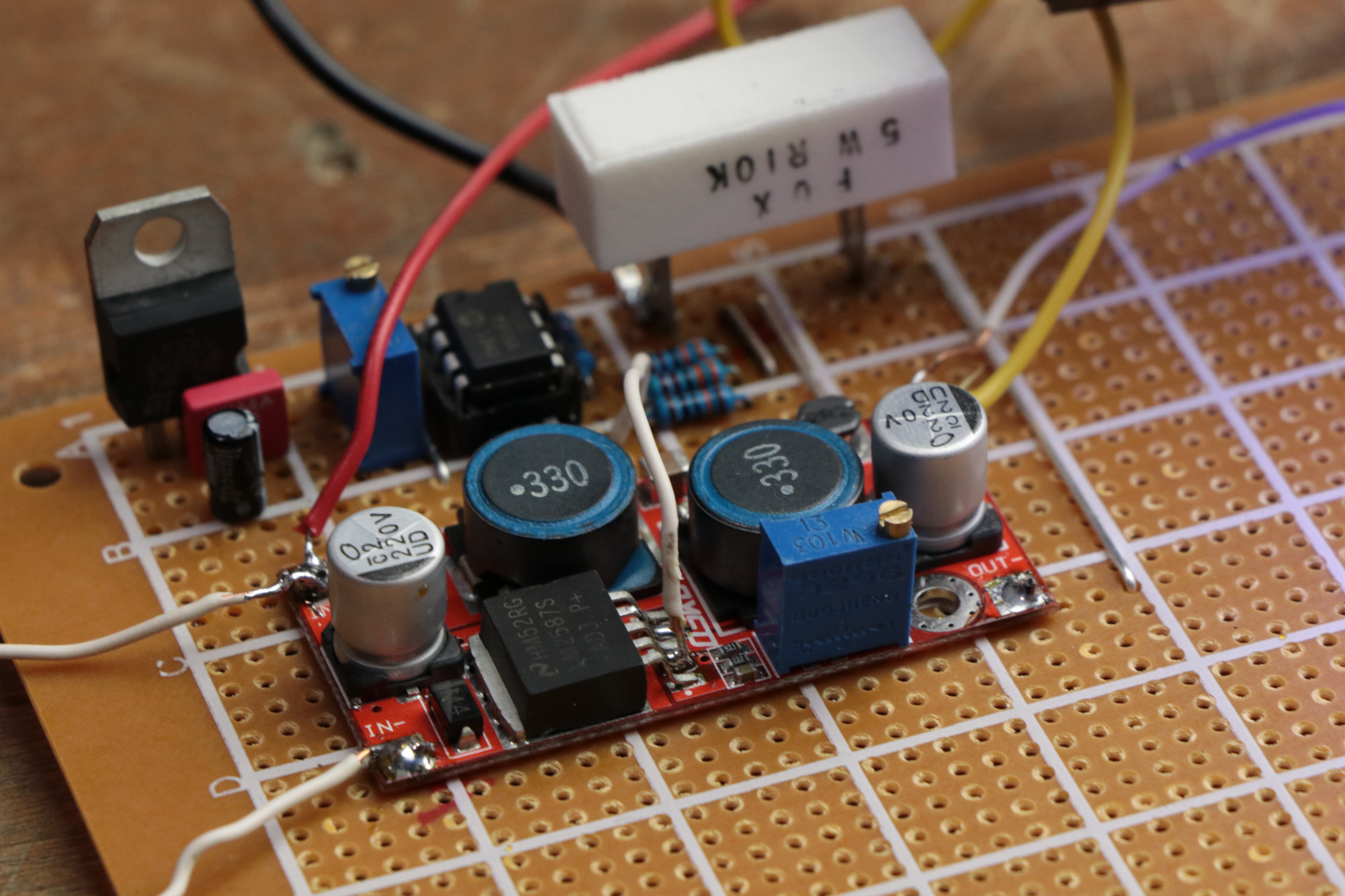 Adding a Current Limit Feature to a Buck/Boost Converter : 4 Steps ...
